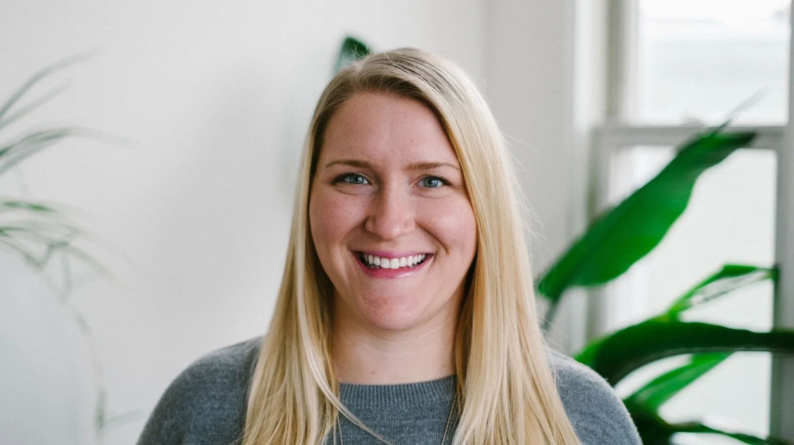 THERESA DECKERTheresa Decker | Interactive Design