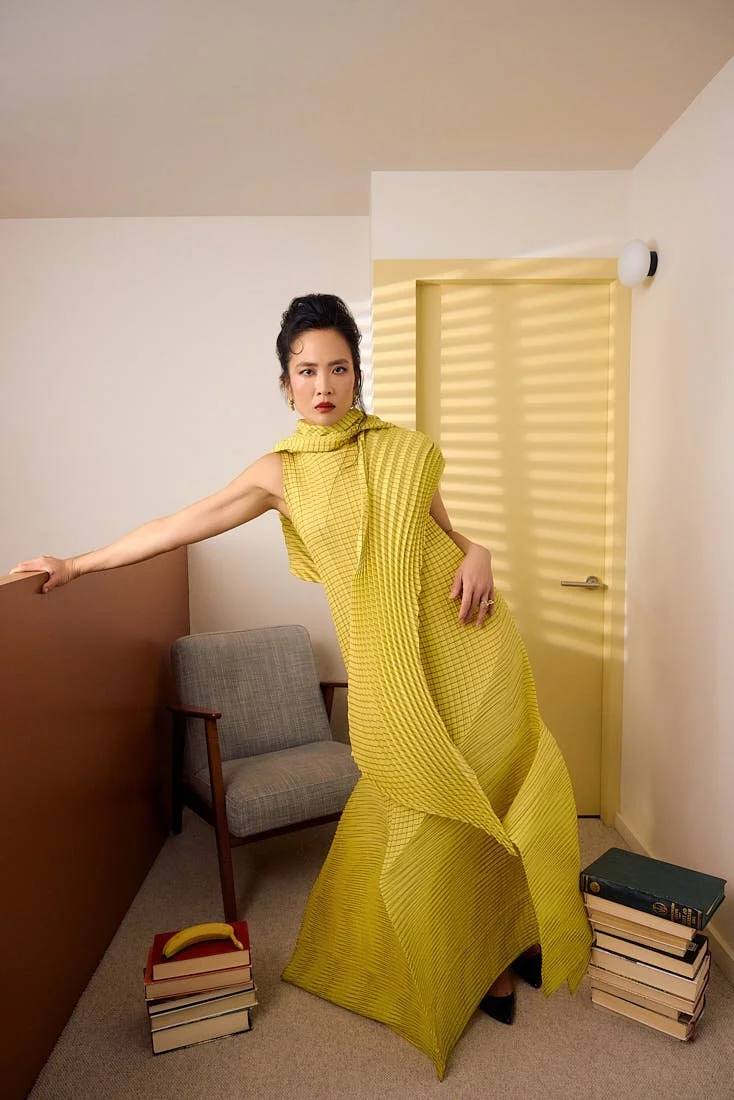 Contemporary Art and Visual Culture - Sandra Yi Sencindiver on Alien ...