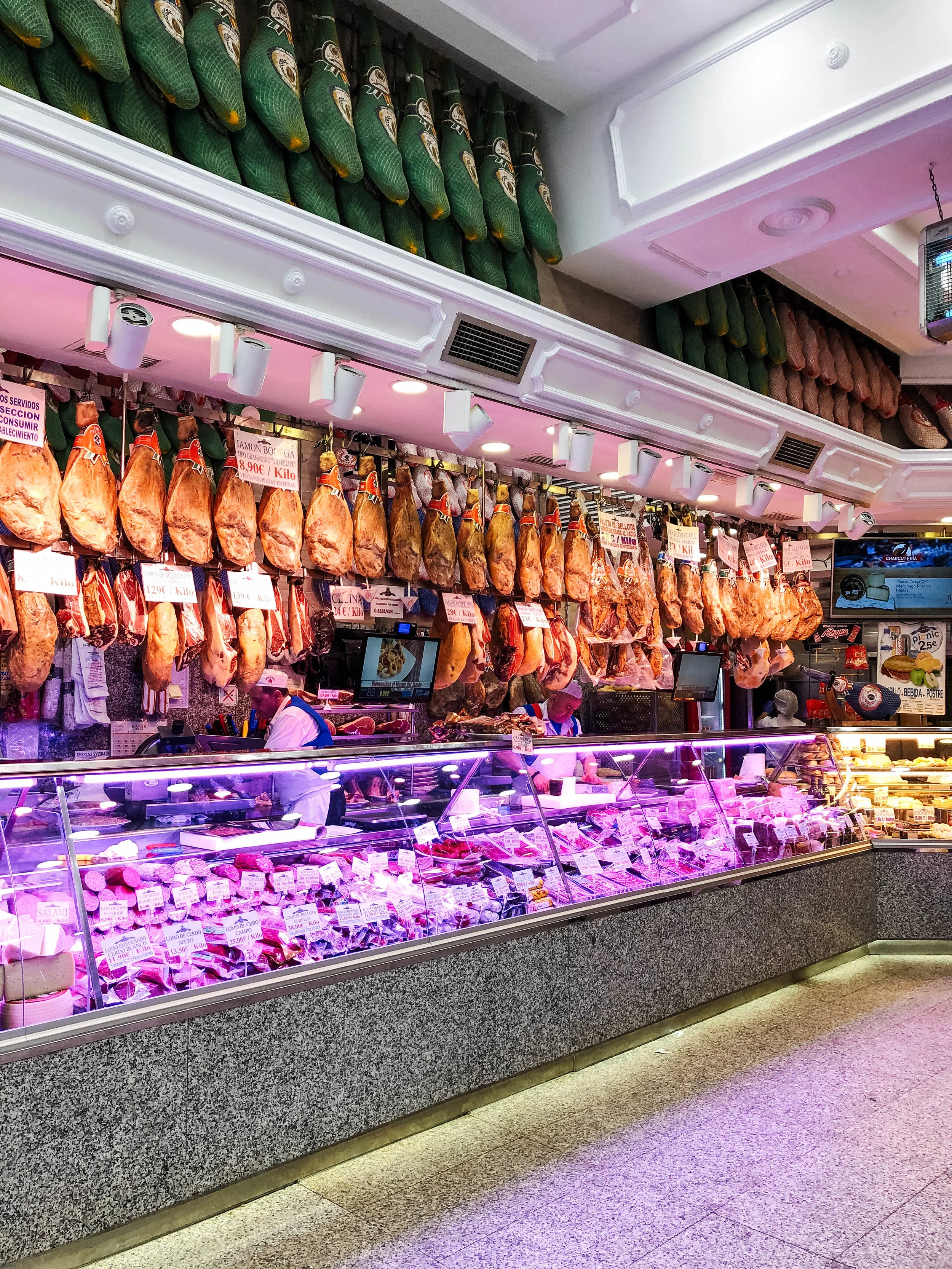 Museo del Jamón, o Tradicional Sanduíche de Presunto de Madri - Eduardo ...