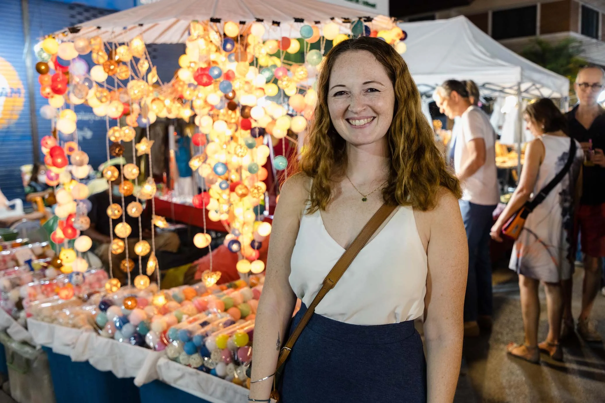 Saturday Night Market: O Mercado de Sábado de Chiang Mai - Eduardo & Mônica