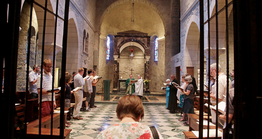 AP produces a nice feature on Episcopal monks' 'silent sanctuary,' but ...