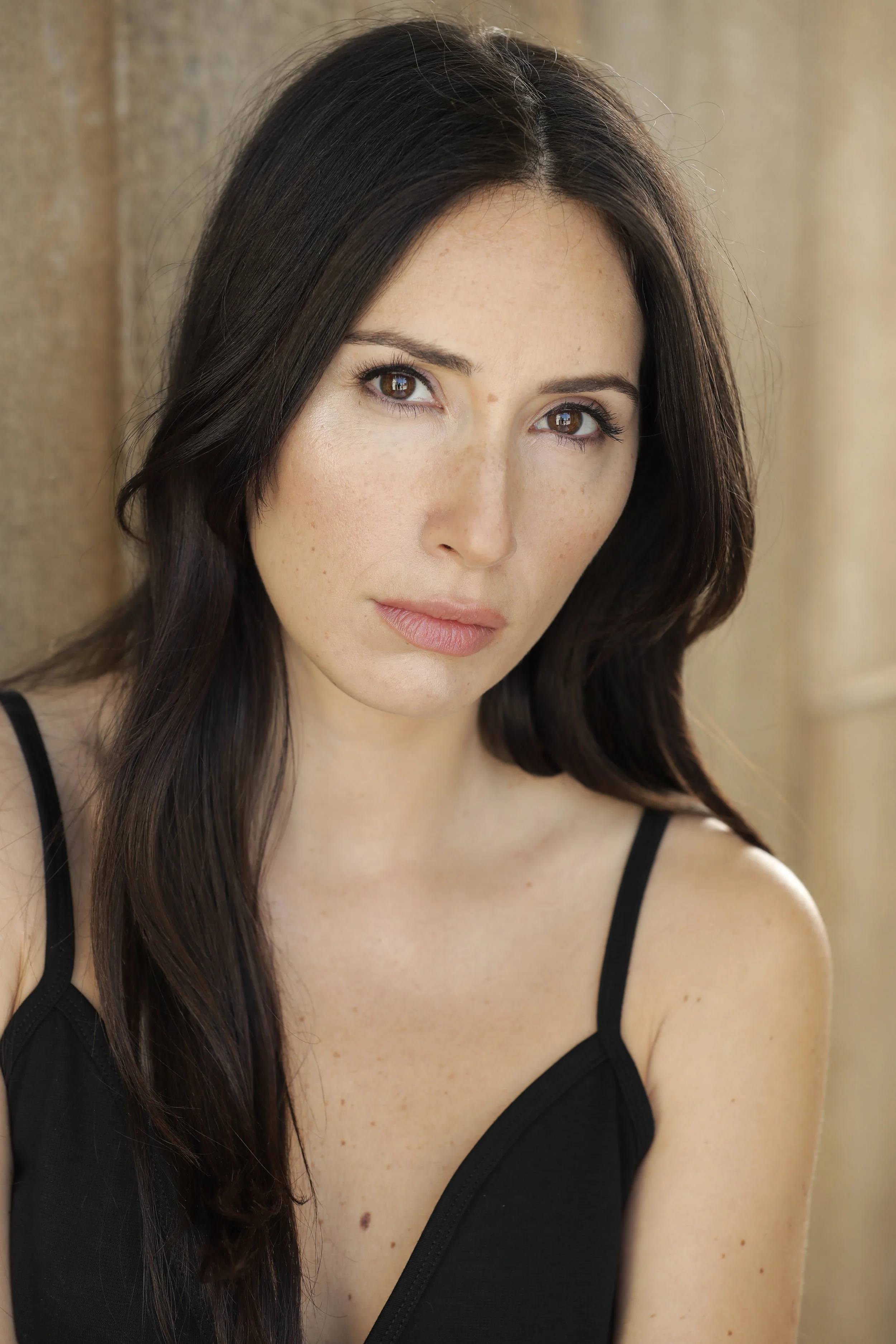 Headshots — JULIA ERINGER