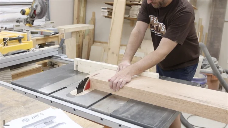 Making and Installing a Leg Vise — Bruce A. Ulrich