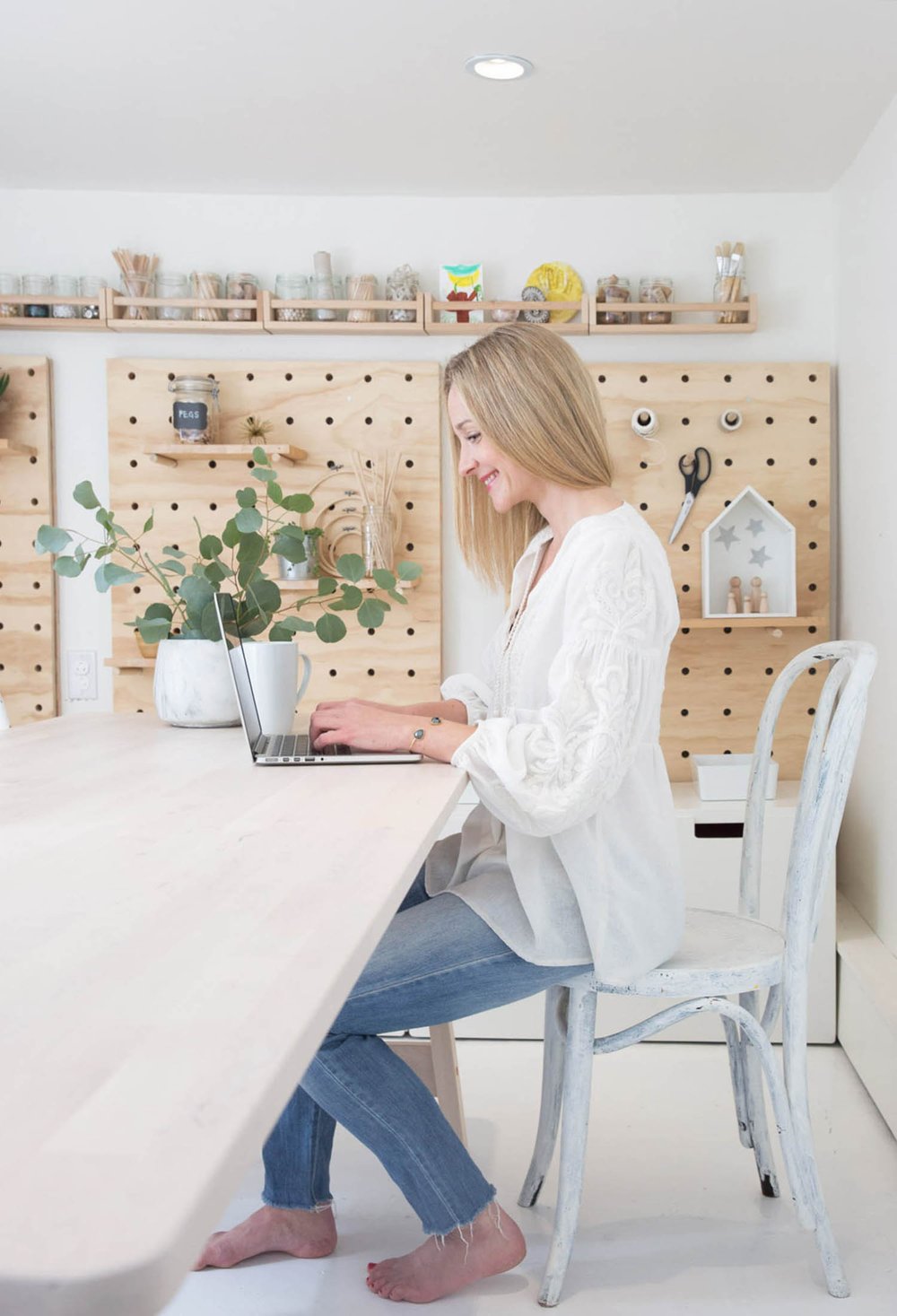 HELLO...I'M STILL HERE! — WINTER DAISY | Melissa Barling, Kids ...