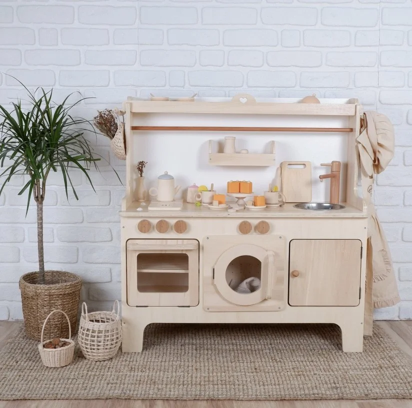 8 OF THE BEST PLAY KITCHENS FOR TODDLERS — WINTER DAISY | Melissa ...