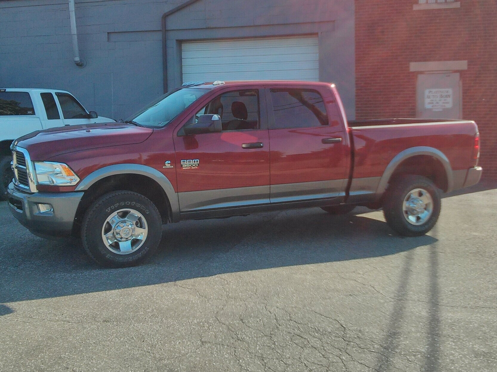 Platinum Auto Body