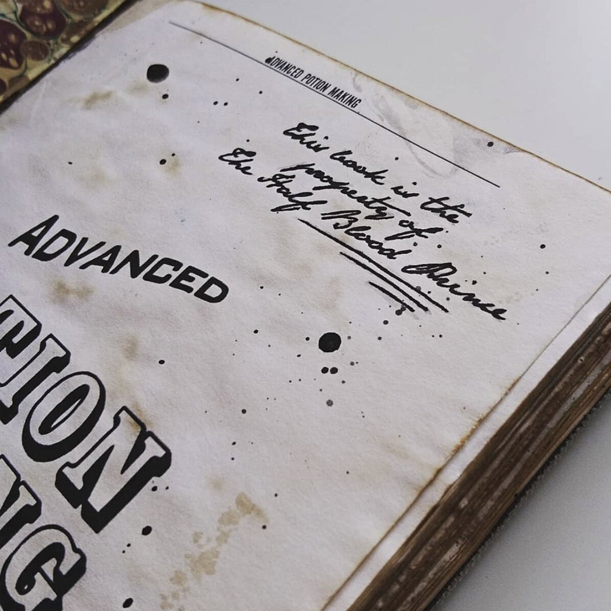 Advanced Potion Making Replica