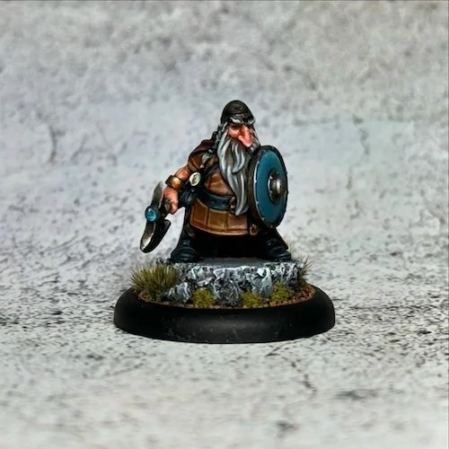 Dwarf Adventurer — Lost Decade Miniatures