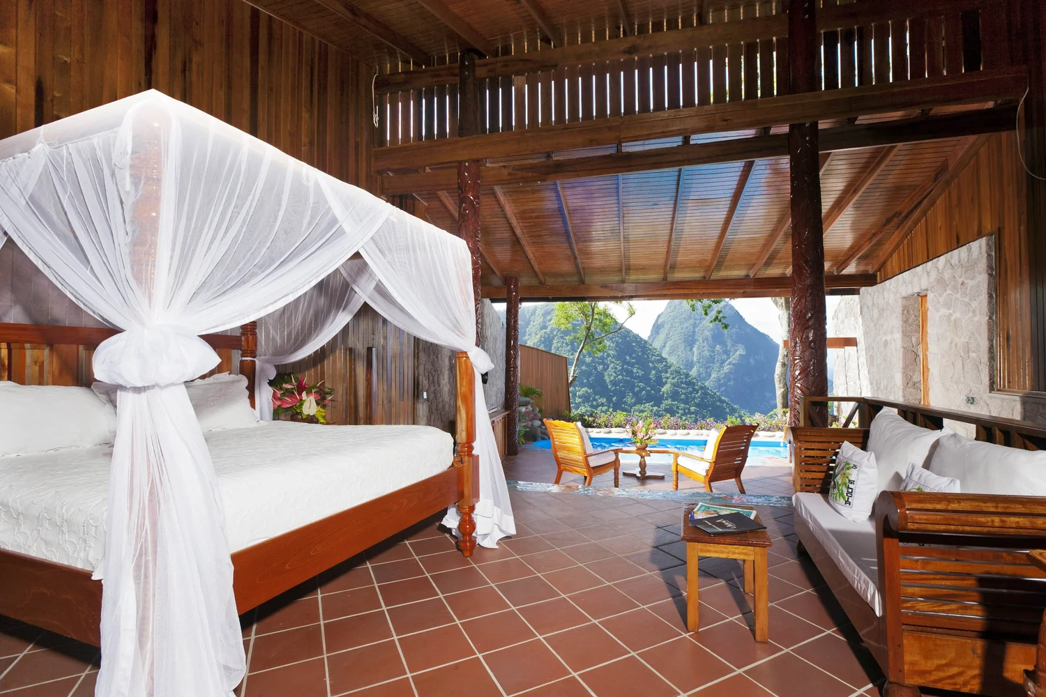 Ladera — Room + Wild