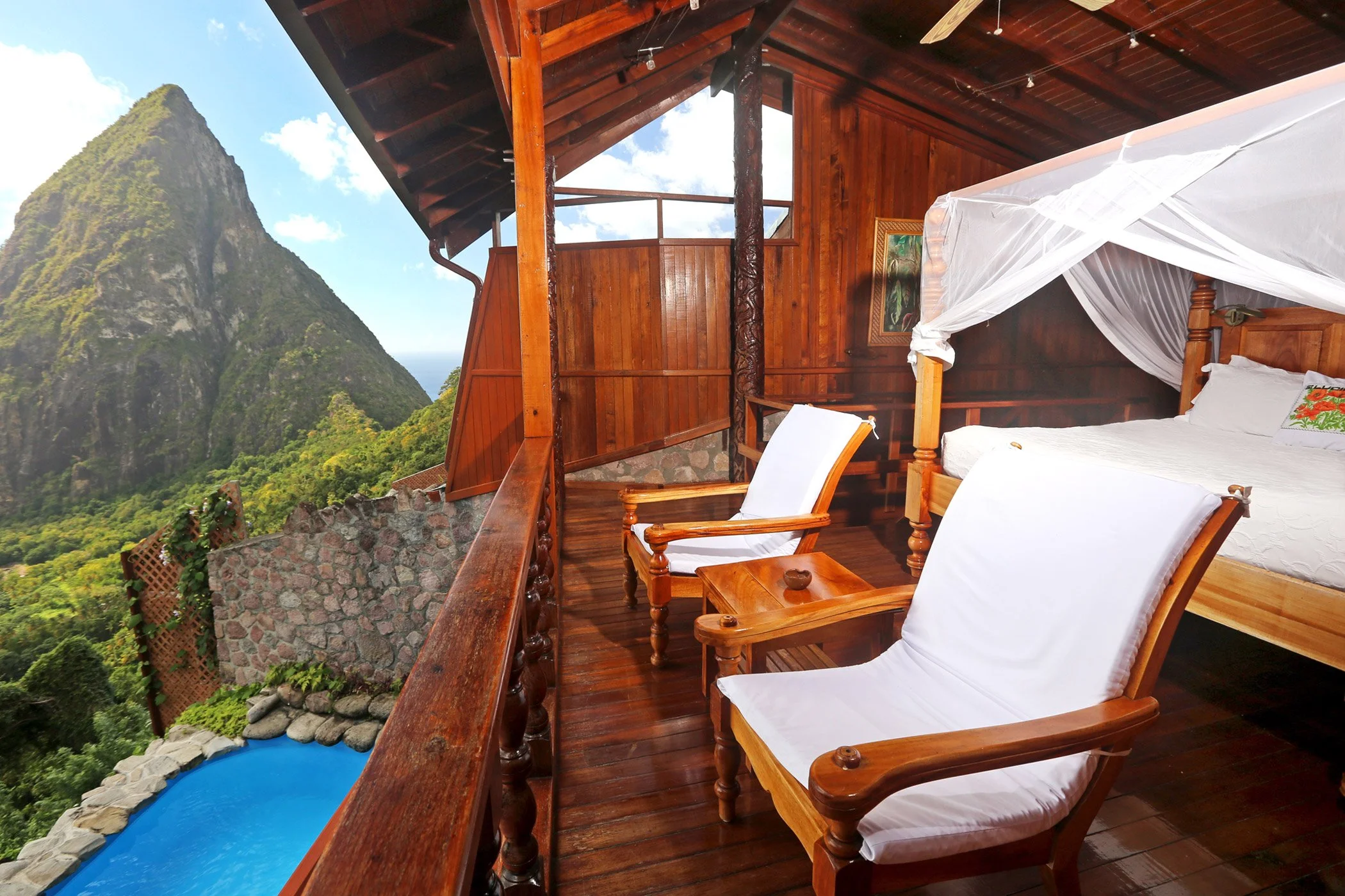 Ladera — Room + Wild