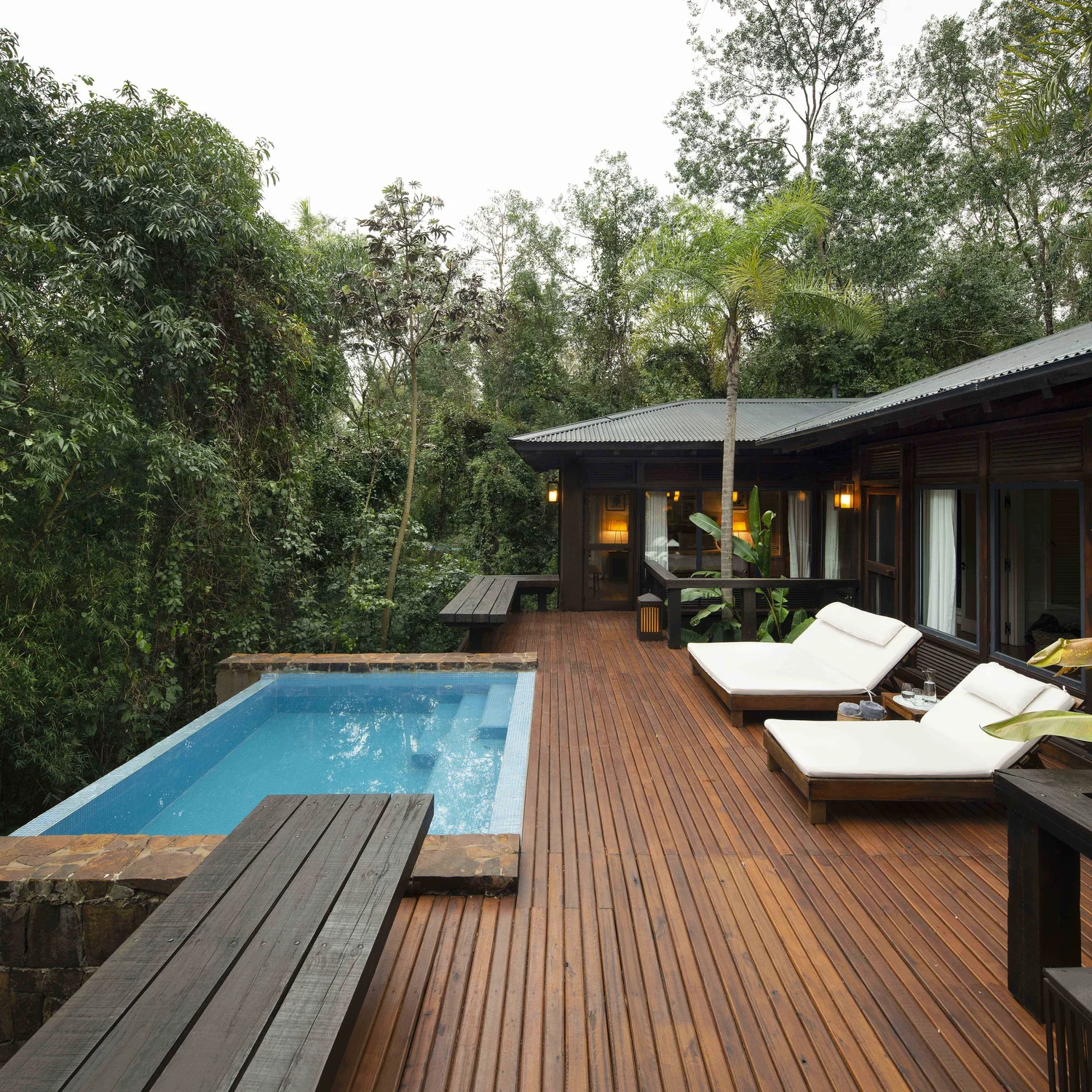 Awasi Iguazu — Room + Wild