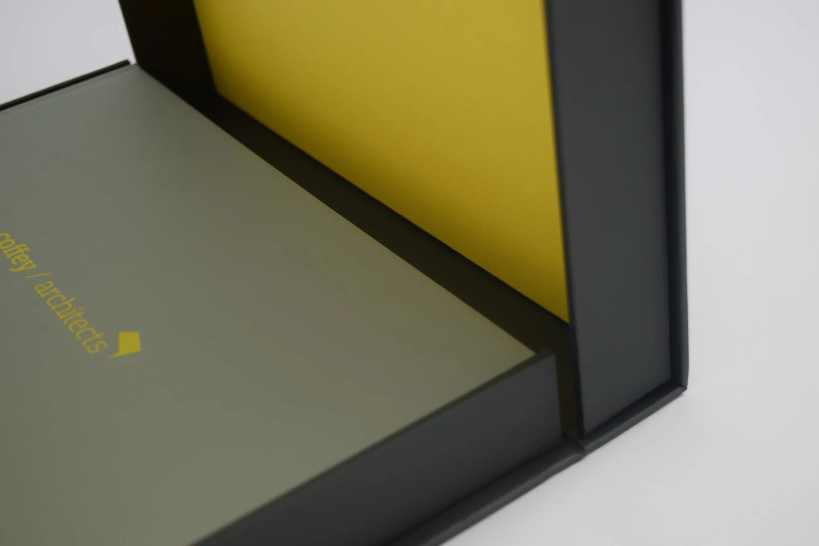 Clamshell Boxes – London Bookbinding