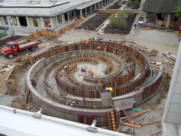 Unveiled: Oakbrook Center Vortex, Chicago — Studio Outside Blog