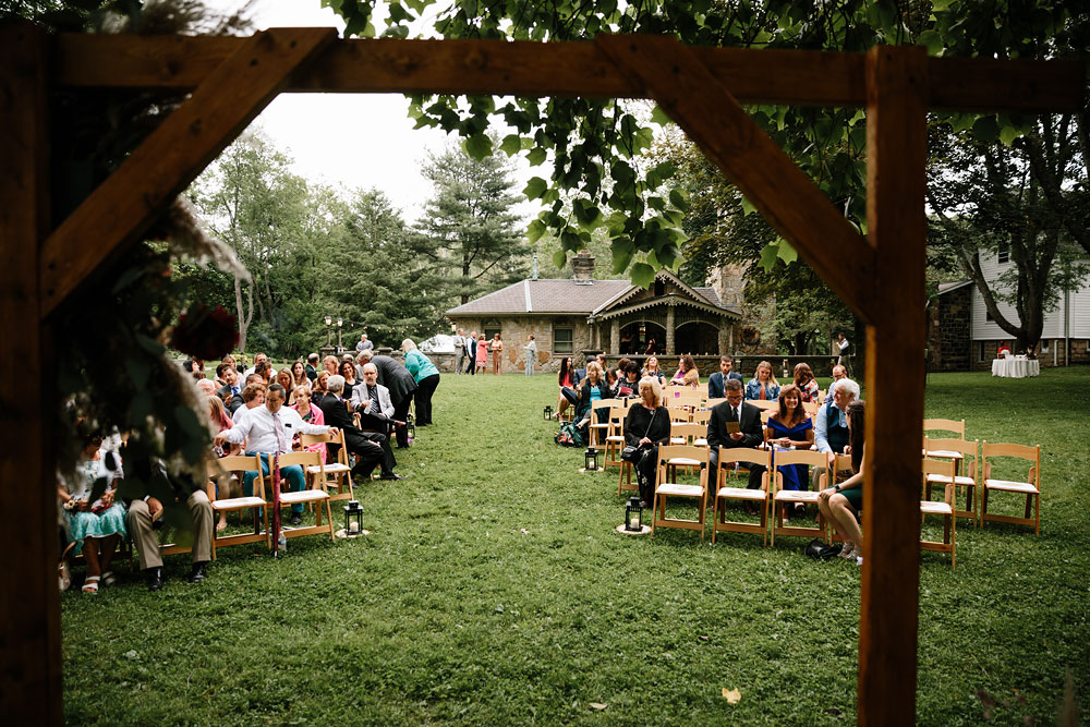 Chelsea + Ryan's Beautiful Rainy Wedding at Hines Hill Conference ...