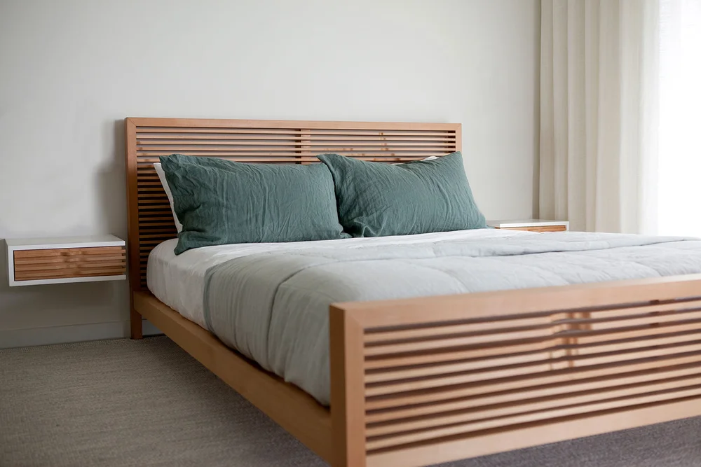 Contour Bed — Asher Israelow