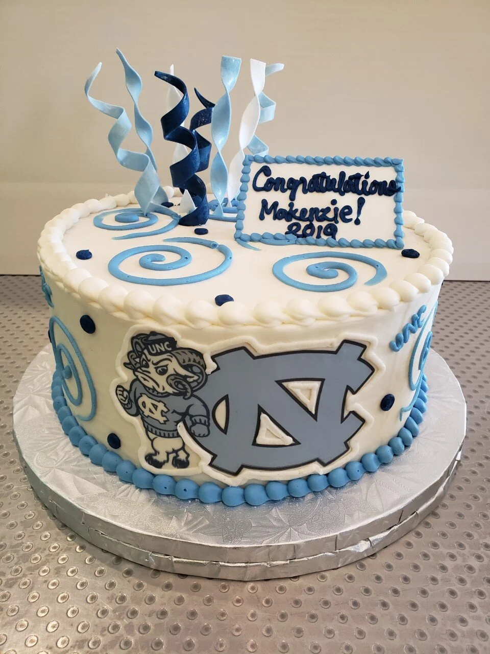 Graduation Gallery — Edible Art Bakery & Dessert Cafe | Anniversary ...