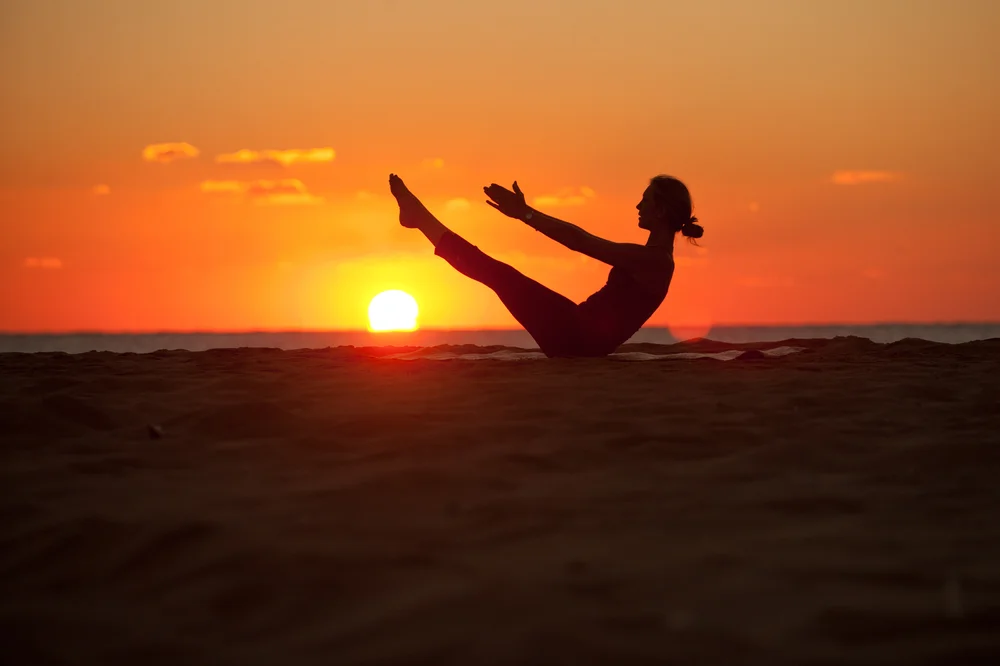 BEACH CLASSES-PILATES ON THE BEACH — Beach Pilates & Wellness in ...