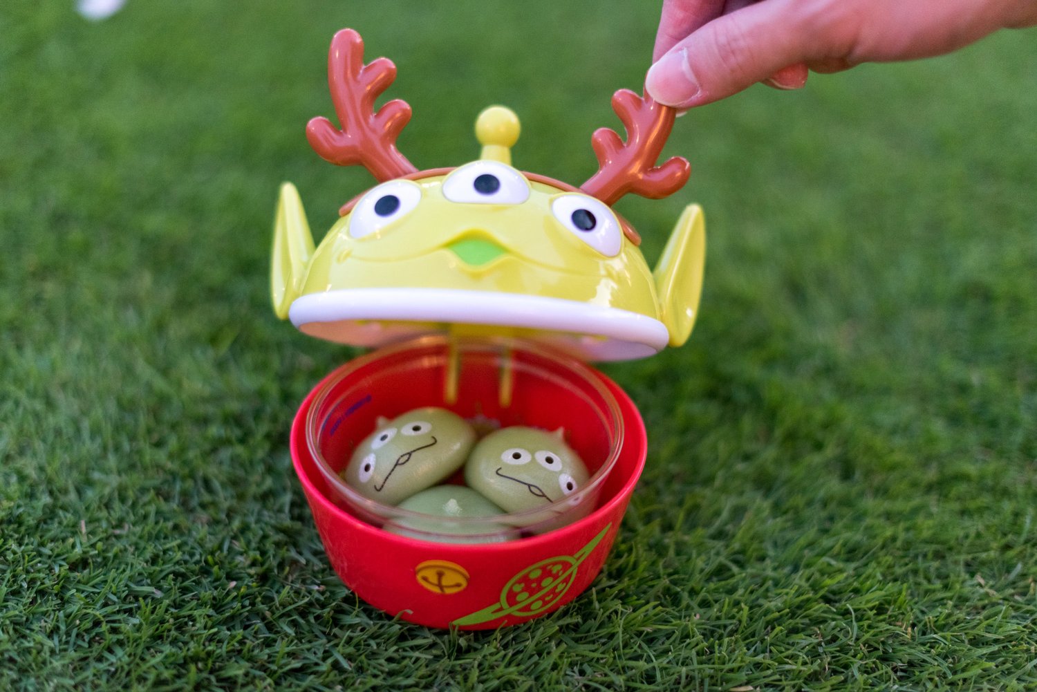 Tips for Visiting Tokyo Disneyland - A Guide to the Happiest Place on ...