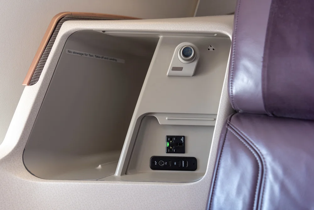 Trip Report: Singapore Airlines Business Class SQ828 777-300ER - SIN to ...