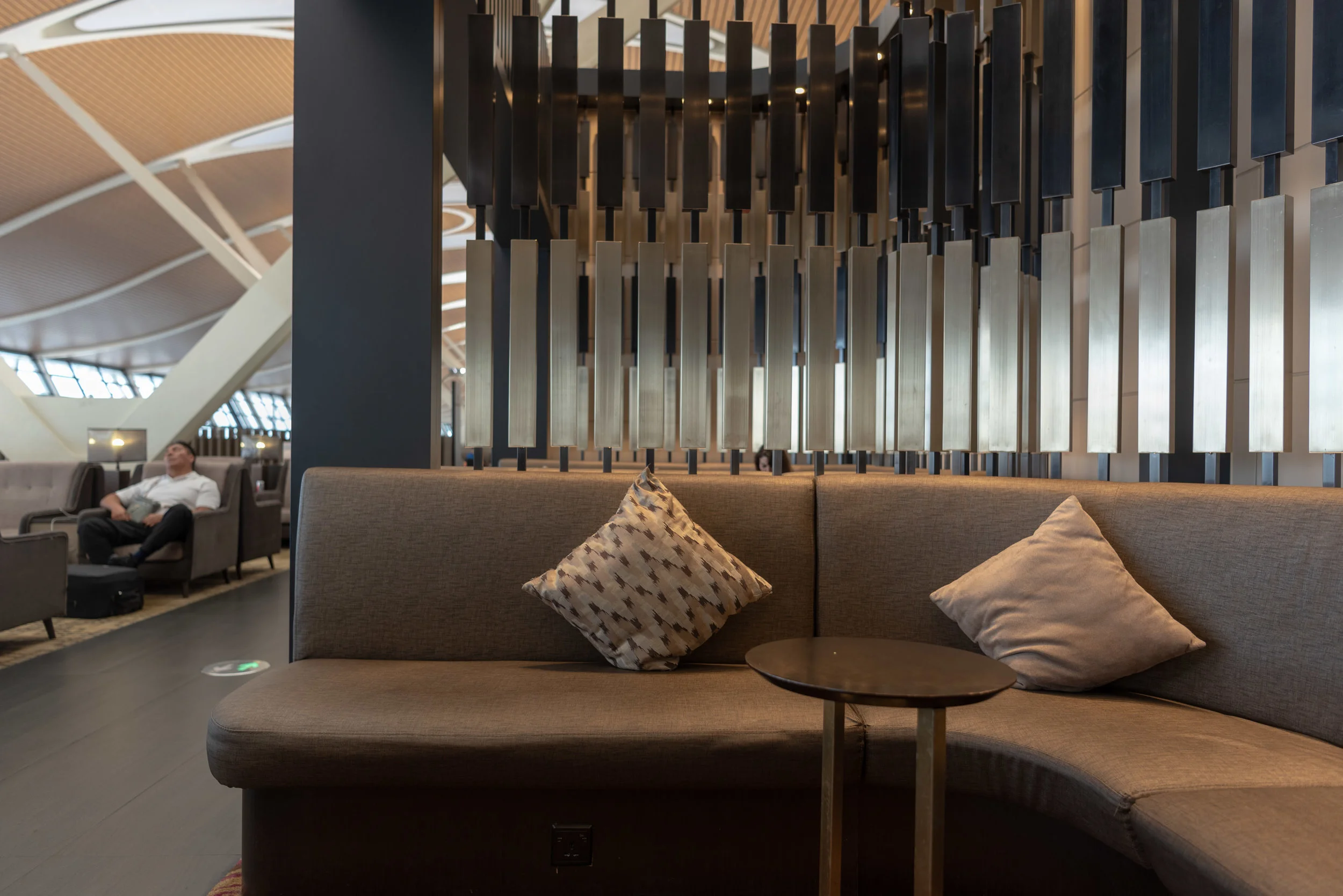 Lounge Review: No.77 China Eastern Plaza Premium Lounge - Shanghai Pudong International Airport ...