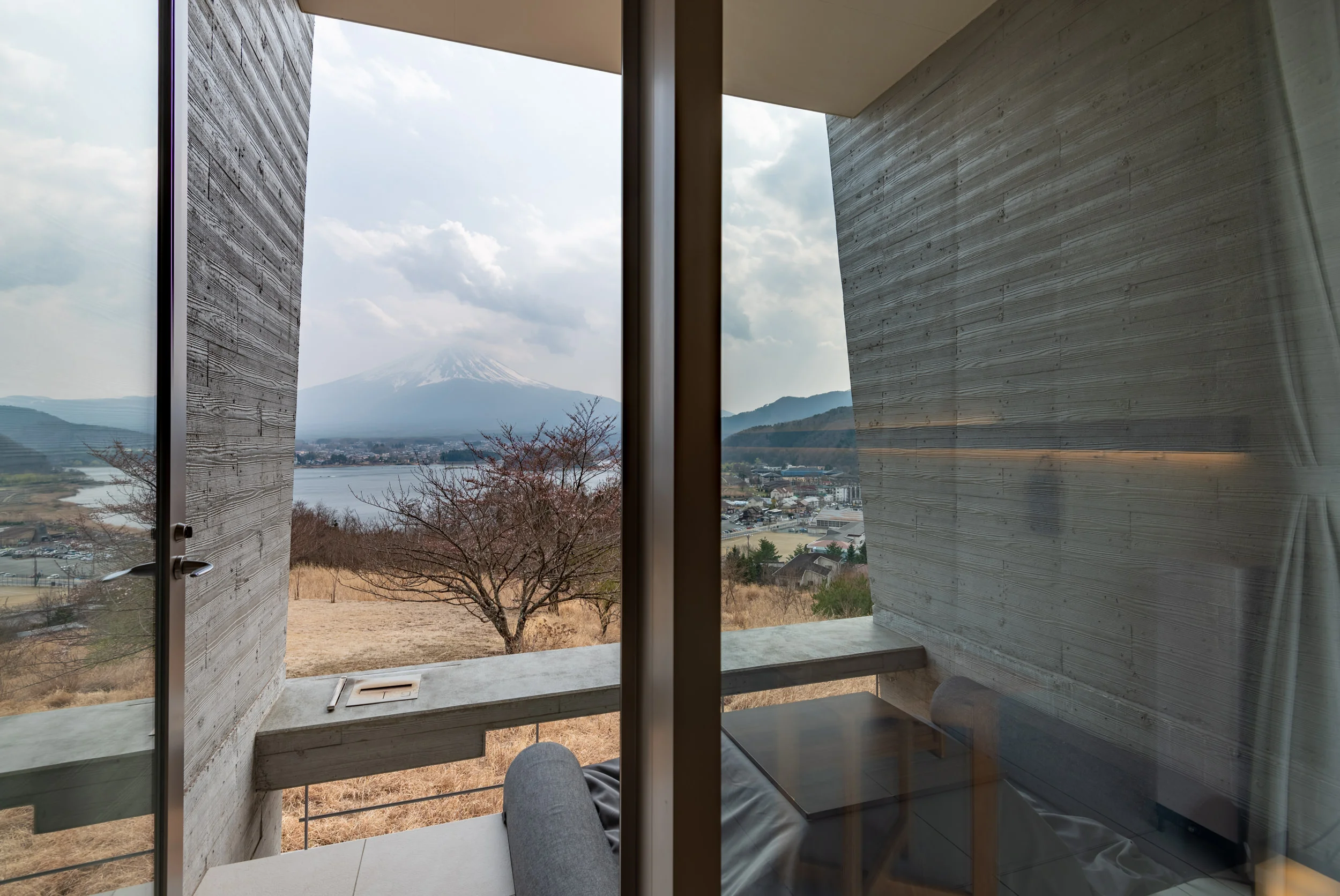 Hotel Review: HOSHINOYA Fuji (T Cabin) - Stunning Views of Mt. Fuji and ...