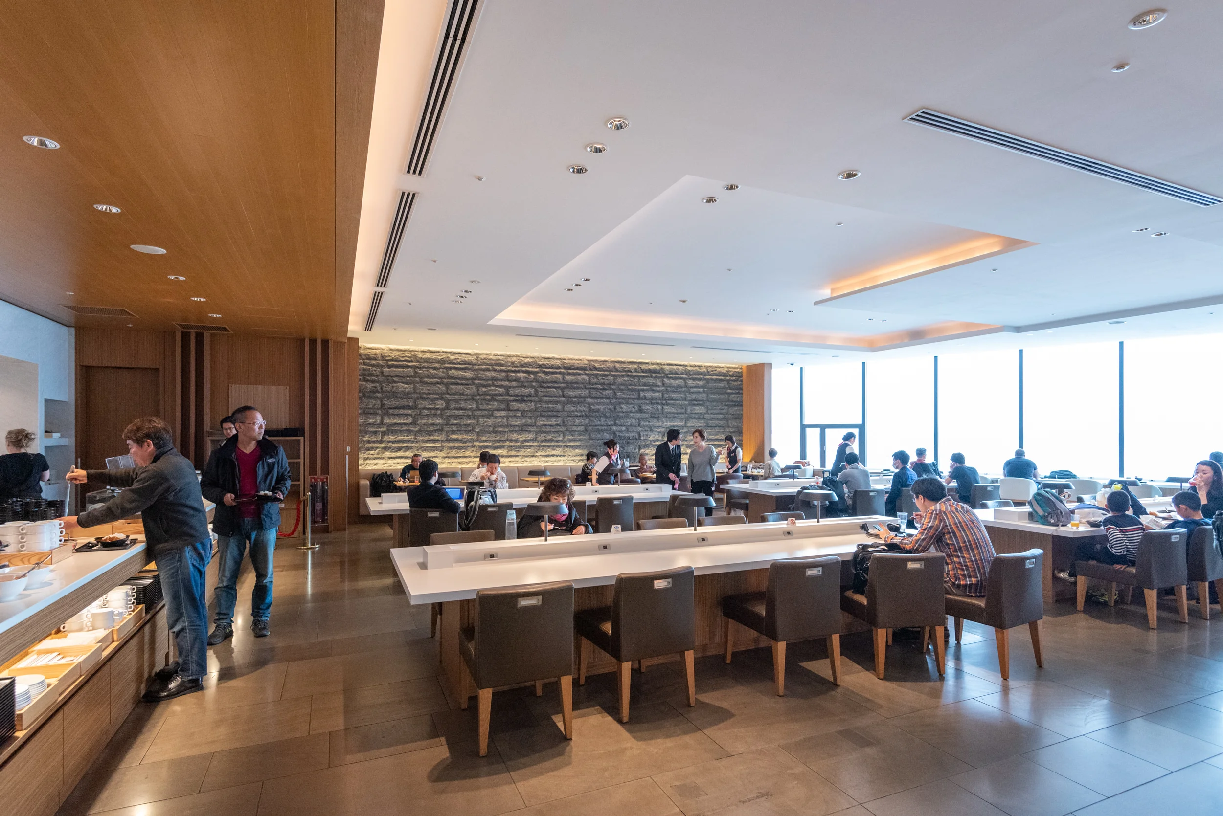 Lounge Review: Japan Airlines Sakura Lounge (Terminal 2) - Narita ...