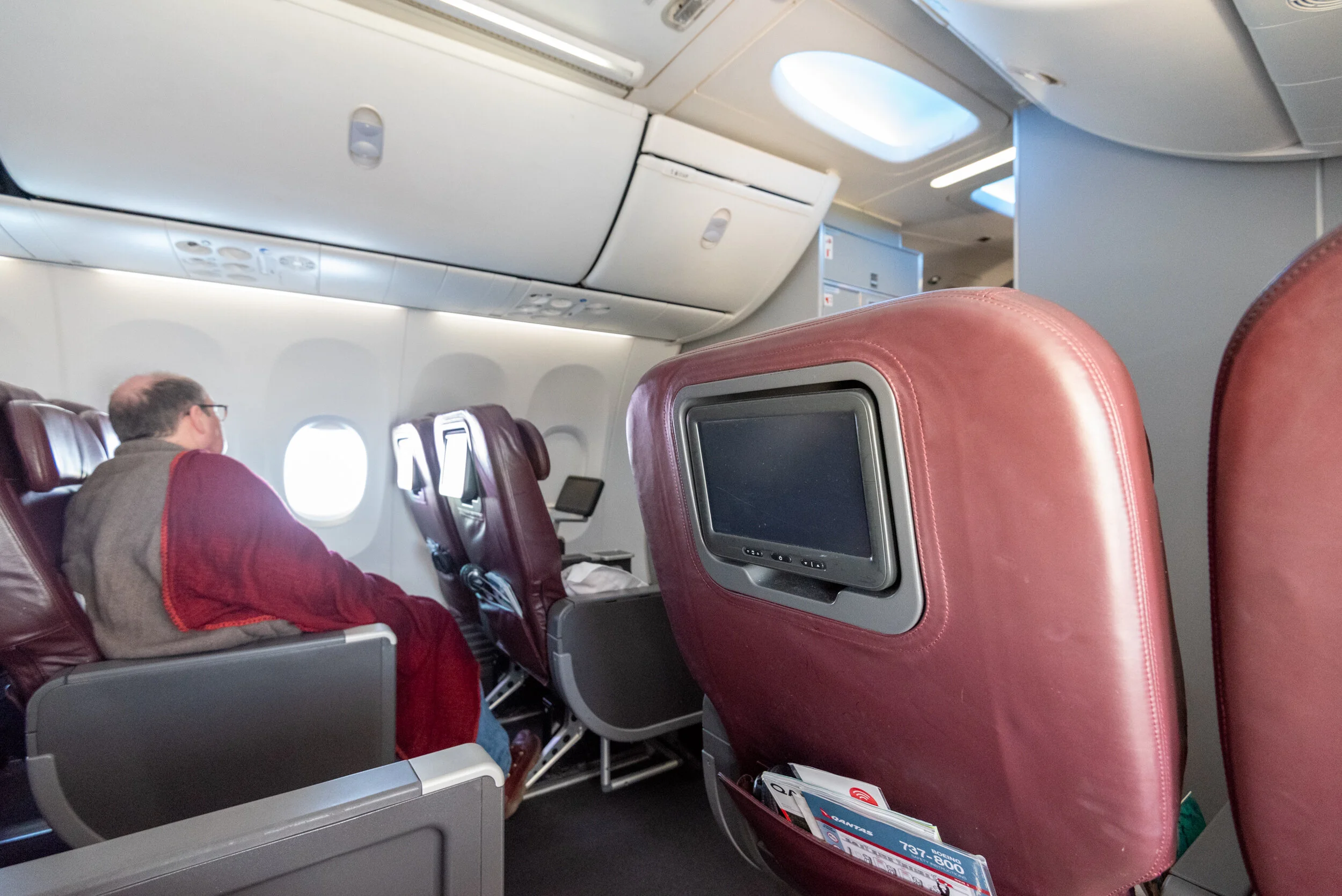 Trip Report: Qantas Business Class QF154 737-800 - AKL to MEL (Auckland ...