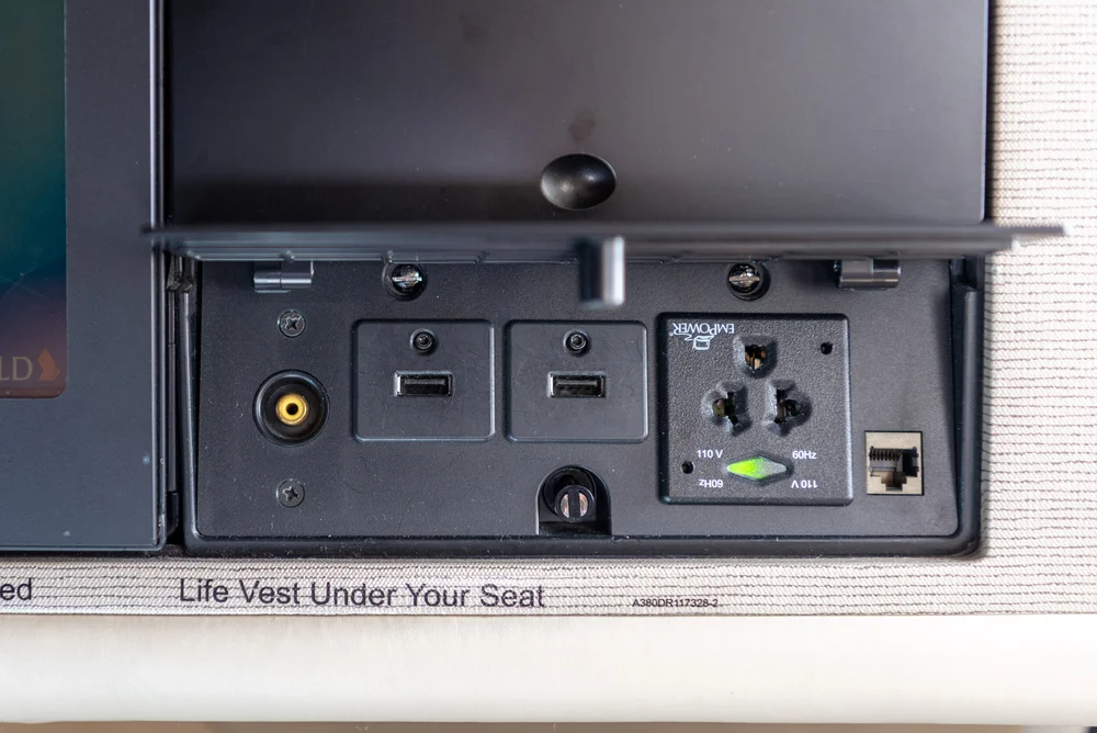 Trip Report: Singapore Airlines Business Class SQ802 A380-800 - SIN to ...