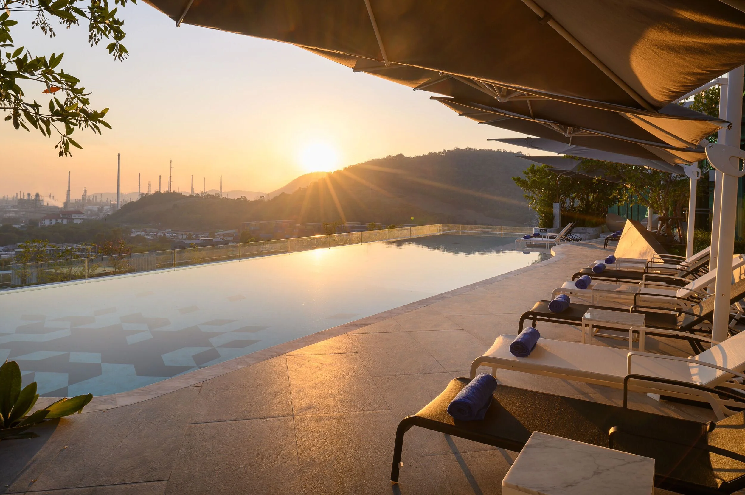 Holiday Inn & Suites Siracha Laemchabang Officially Opens in Siracha ...