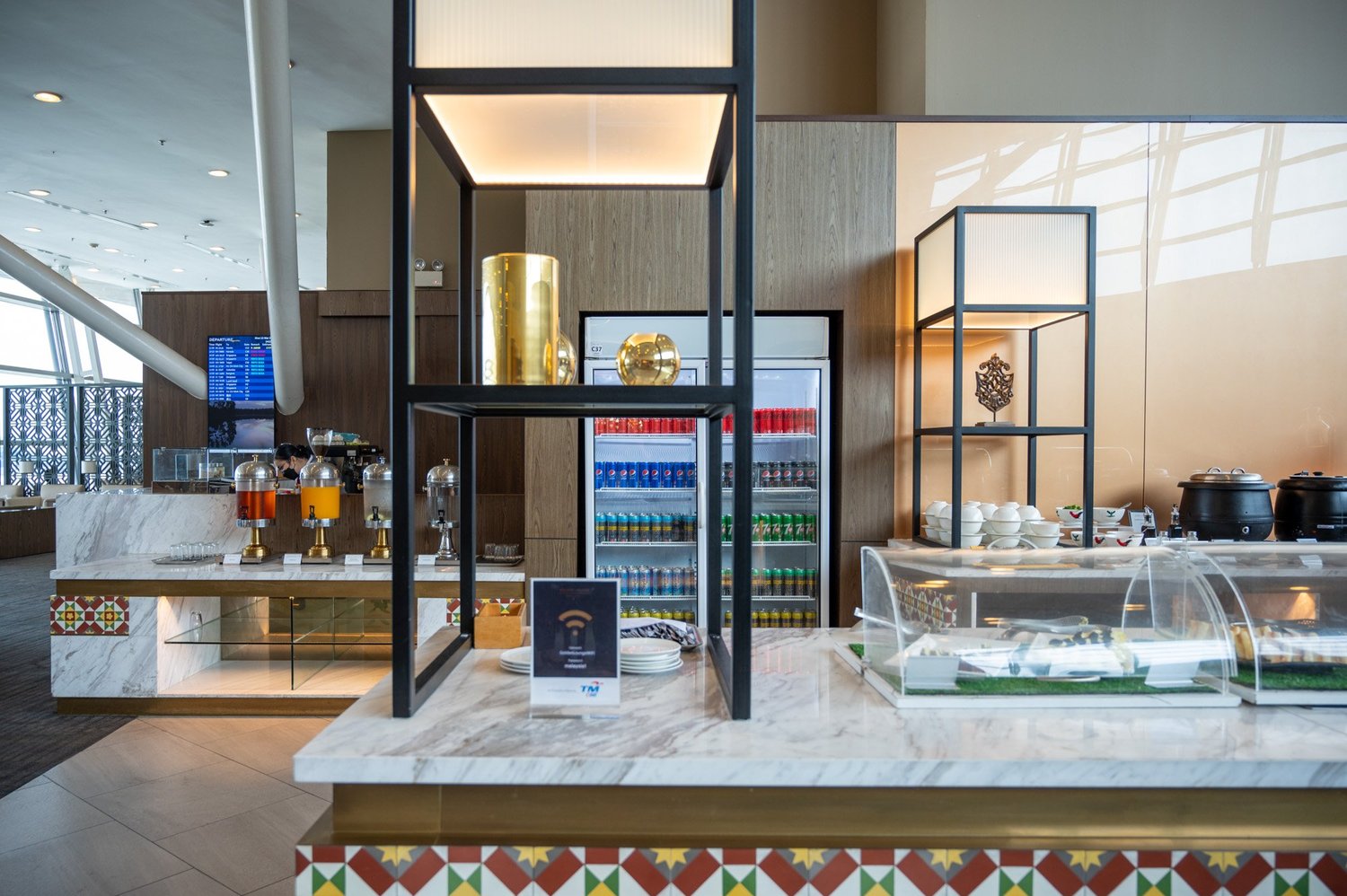 Lounge Review: Malaysia Airlines Regional Golden Lounge (Main Terminal ...