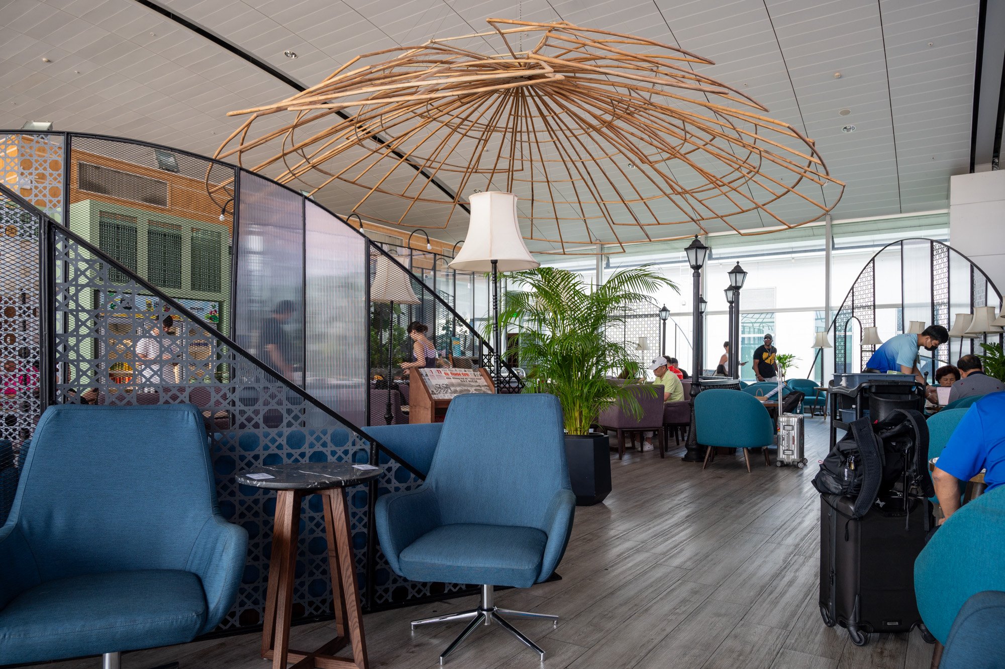 Lounge Review: Le Saigonnais Lounge (International Terminal) - Tan Son ...