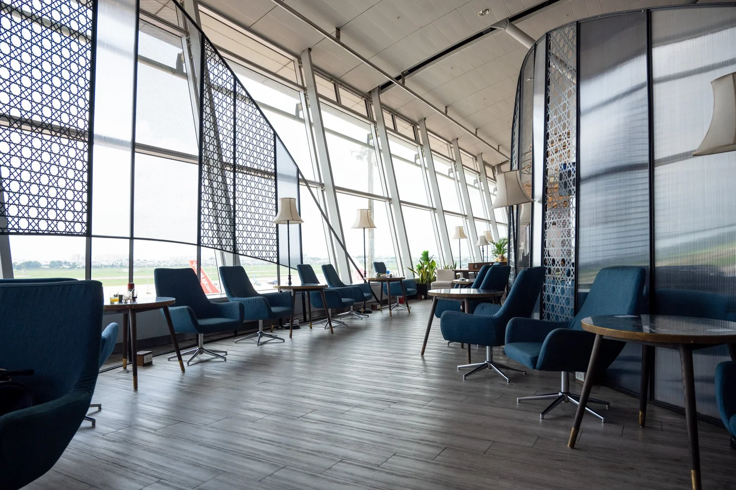 Lounge Review: Le Saigonnais Lounge (International Terminal) - Tan Son ...