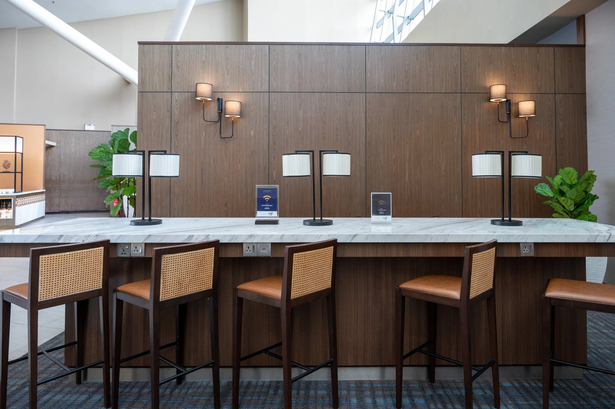 Lounge Review: Malaysia Airlines Regional Golden Lounge (Main Terminal ...
