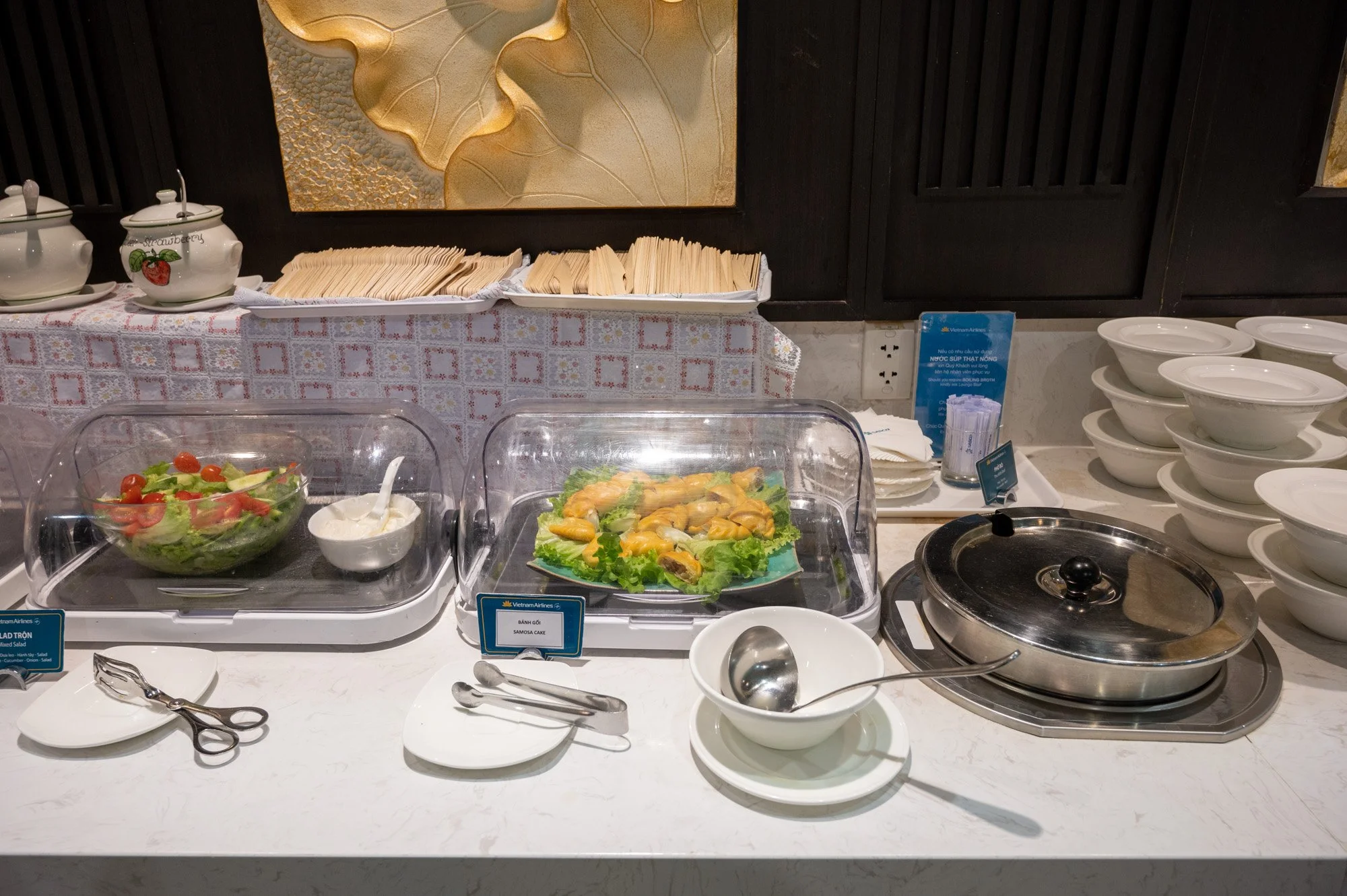 Lounge Review: Vietnam Airlines Lotus Lounge (International Terminal ...