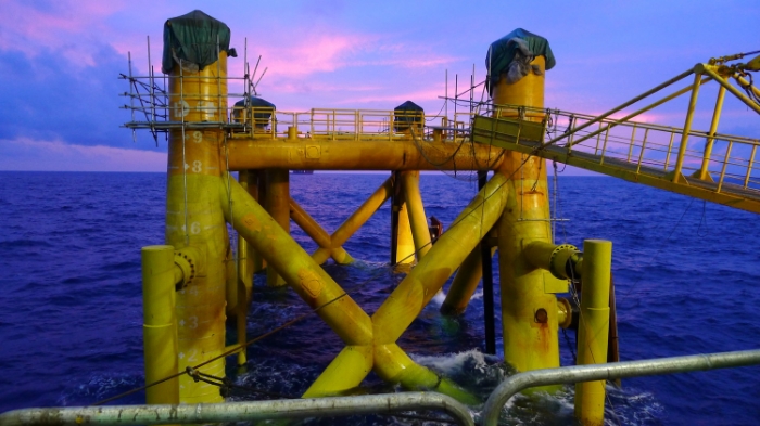 Floatover Installation — OffshoreTech, LLC