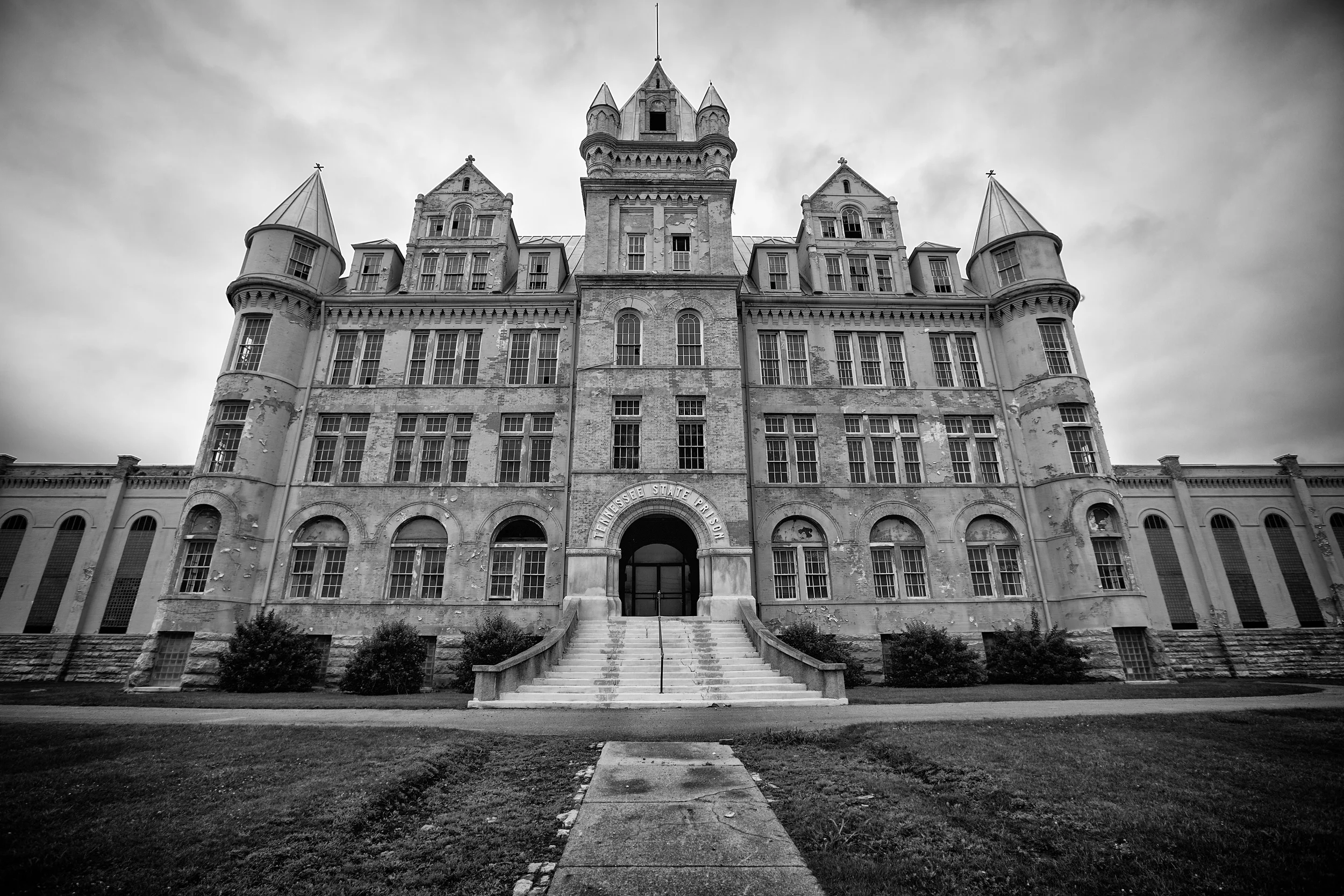 Empty Places: The old Tennessee State Prison — Small Town Big World