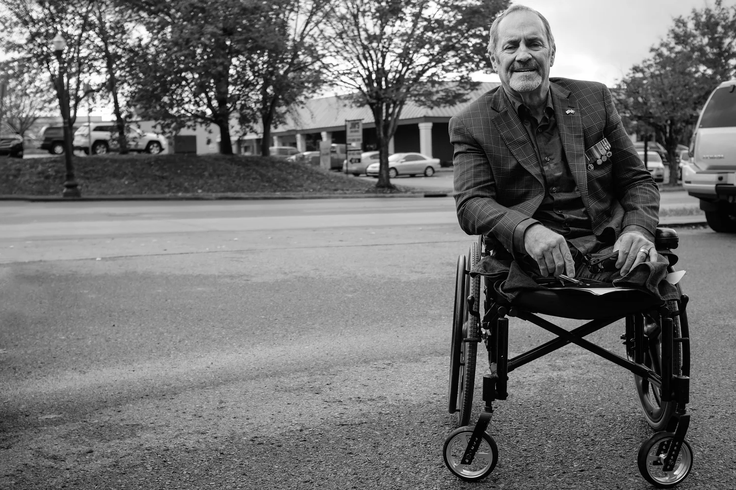 Vietnam Veteran lost both legs, but helps others daily — Small Town Big ...