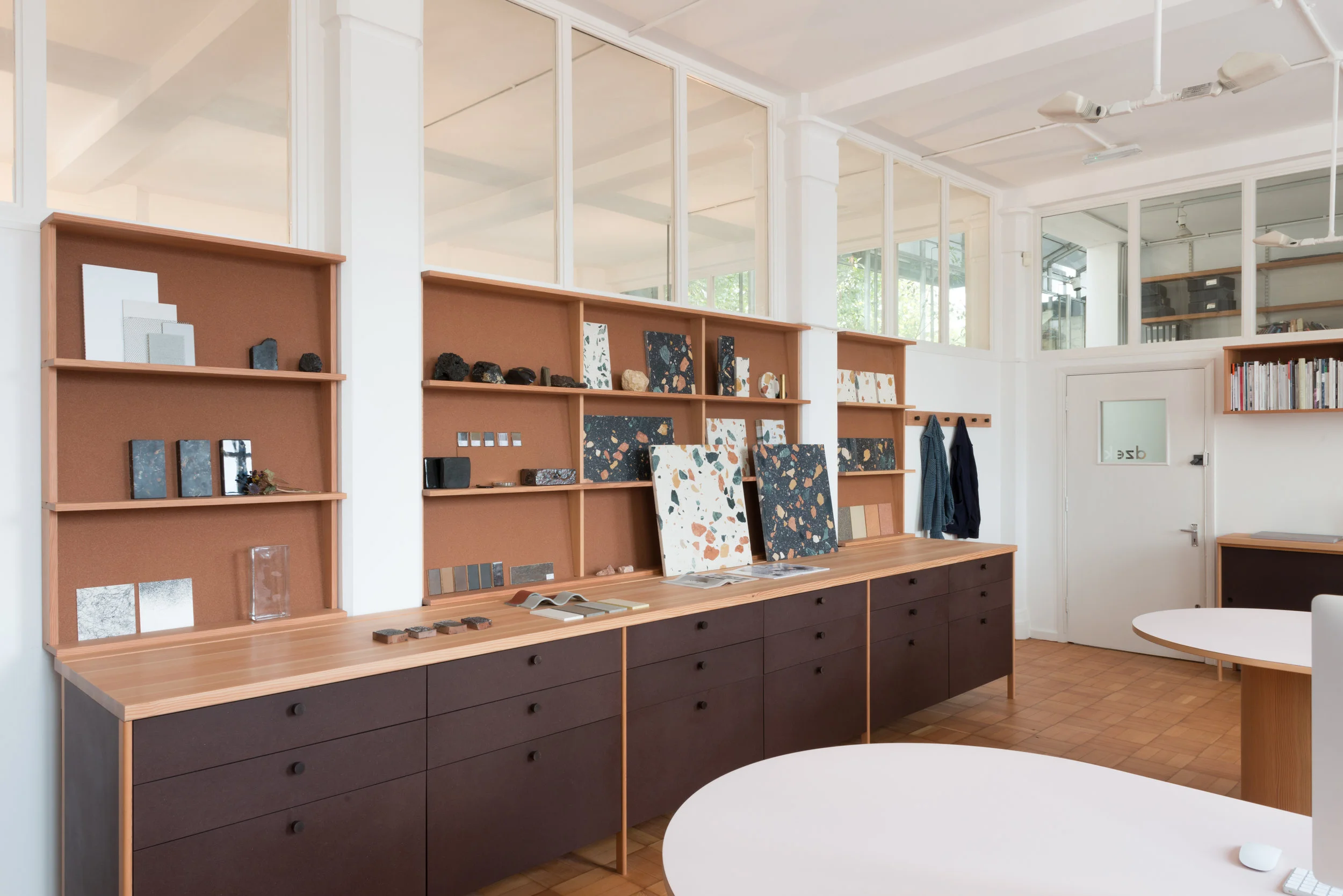 Dzek Office — Jones Neville
