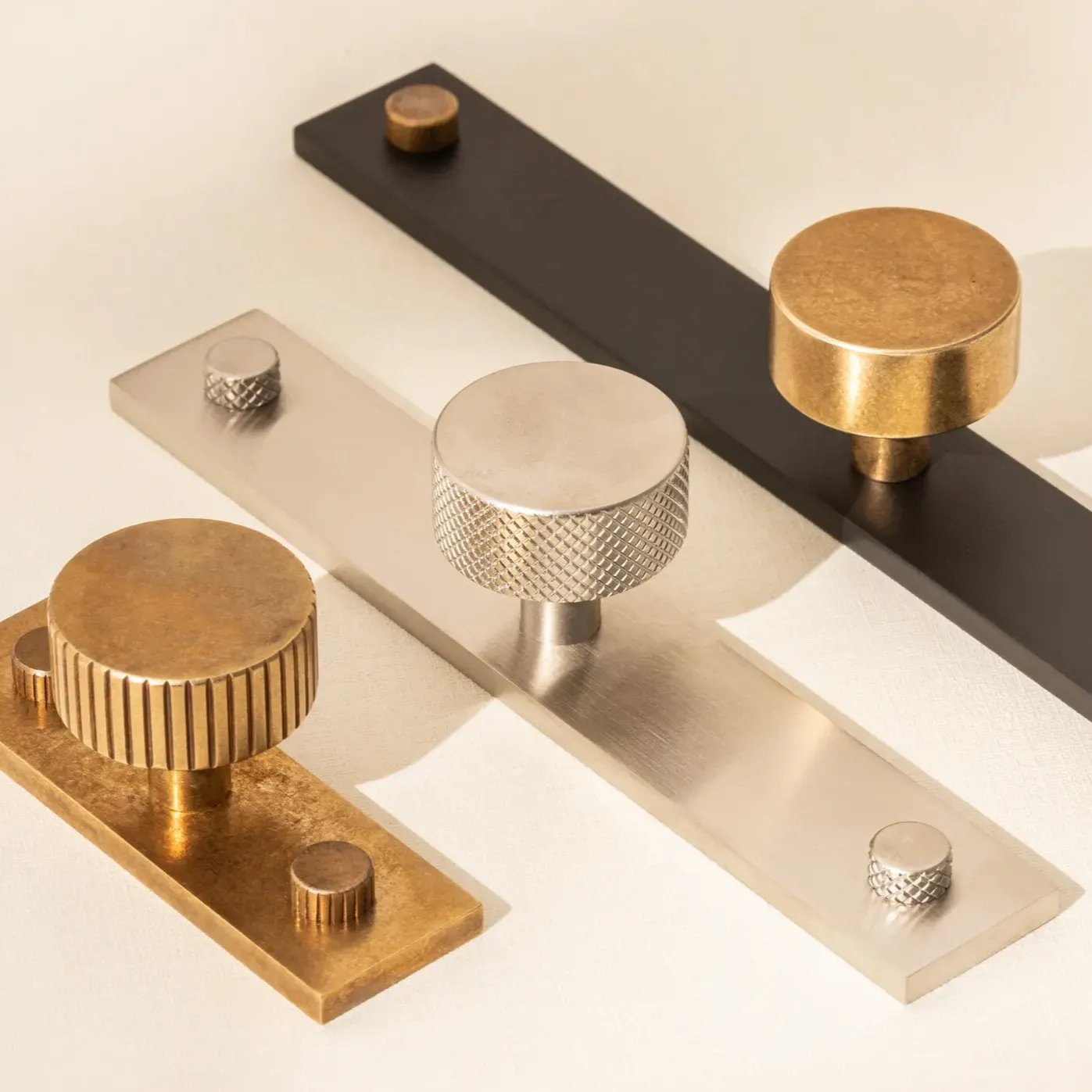 7 Jaw-Dropping Custom Architectural Hardware Pieces to Elevate Your New ...