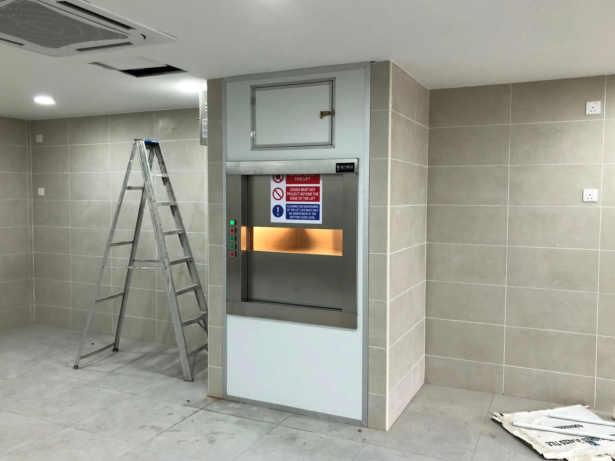 Food Lifts (Dumbwaiters) — SEP MEGA - Dock Levellers & Food Lifts ...