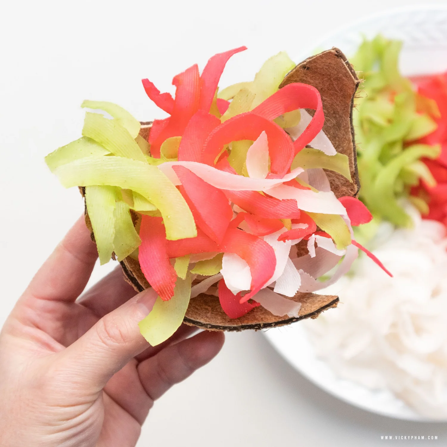 Vietnamese Candied Coconut Ribbons for Lunar New Year (Mứt Dừa) — Vicky ...