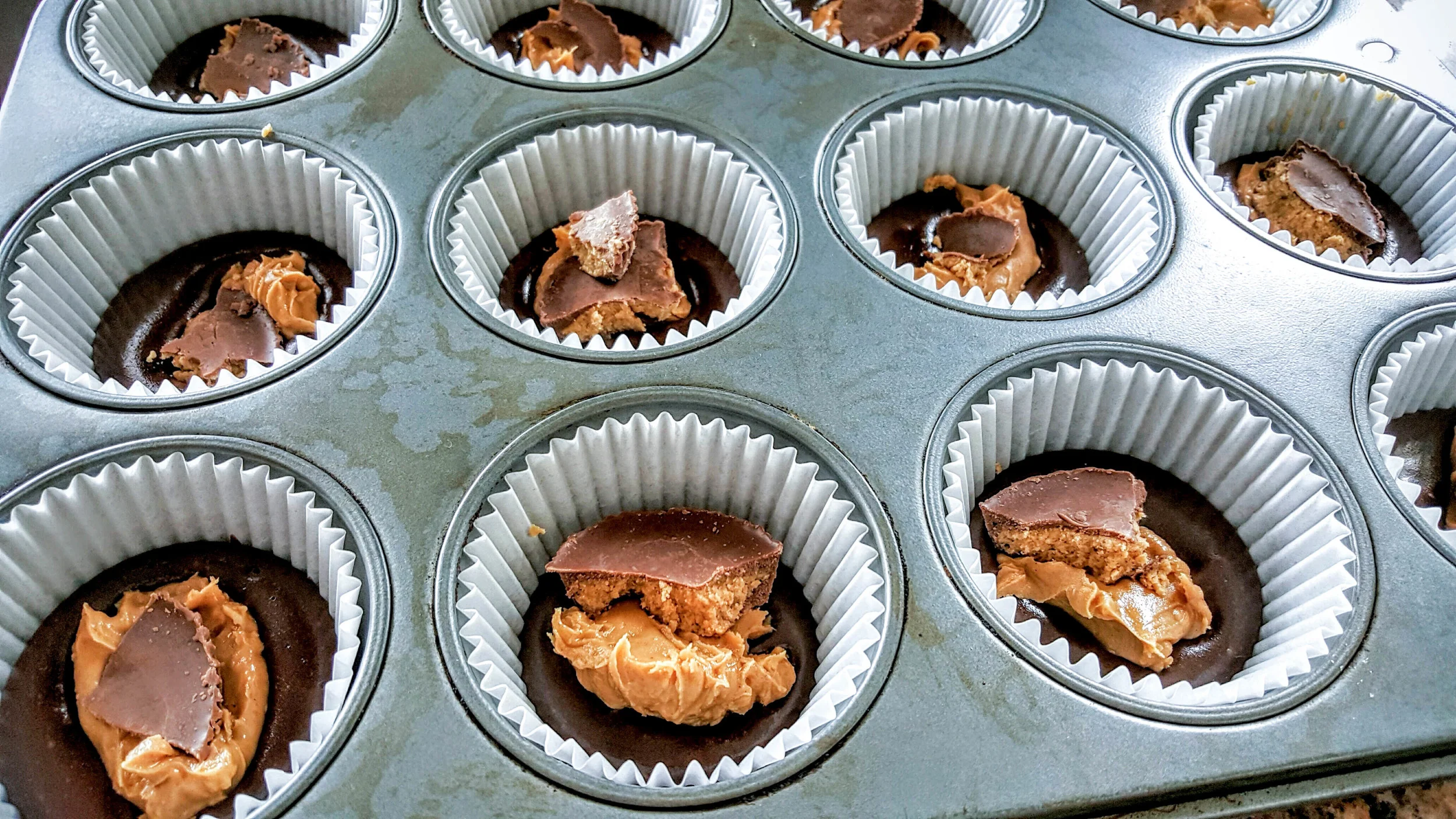 Stuffed Brownie Cupcakes — Vicky Pham