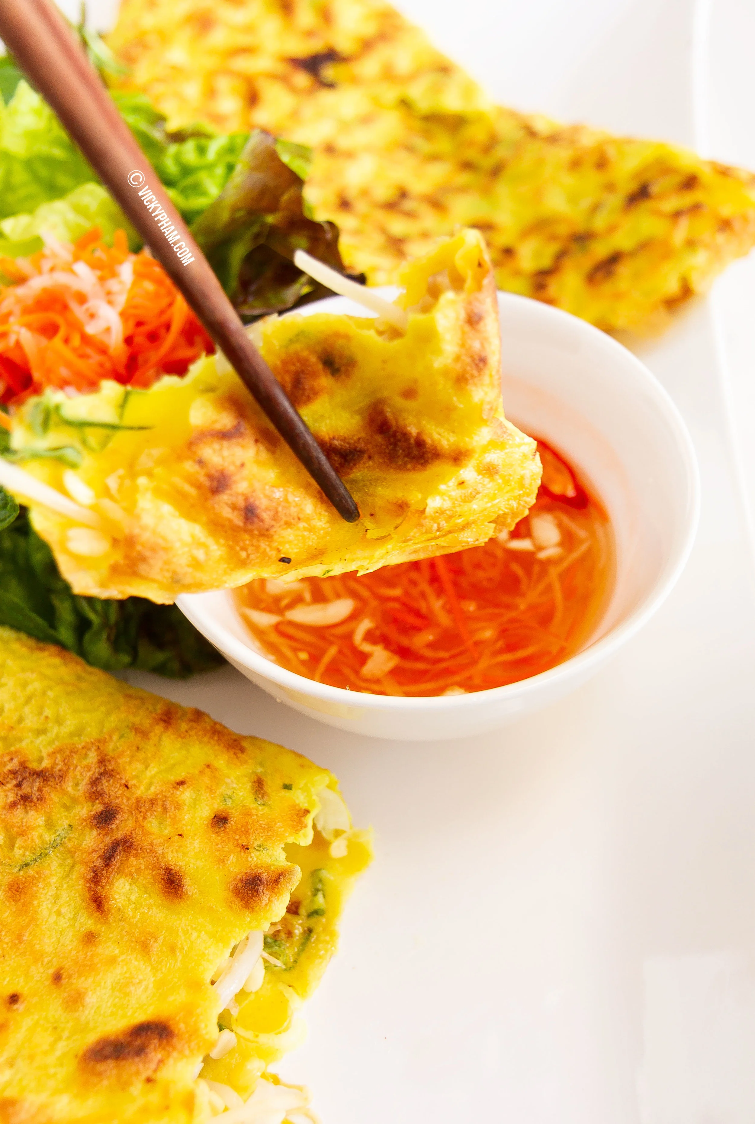 Vietnamese Sizzling Crepe / Pancake (Banh Xeo) — Vicky Pham