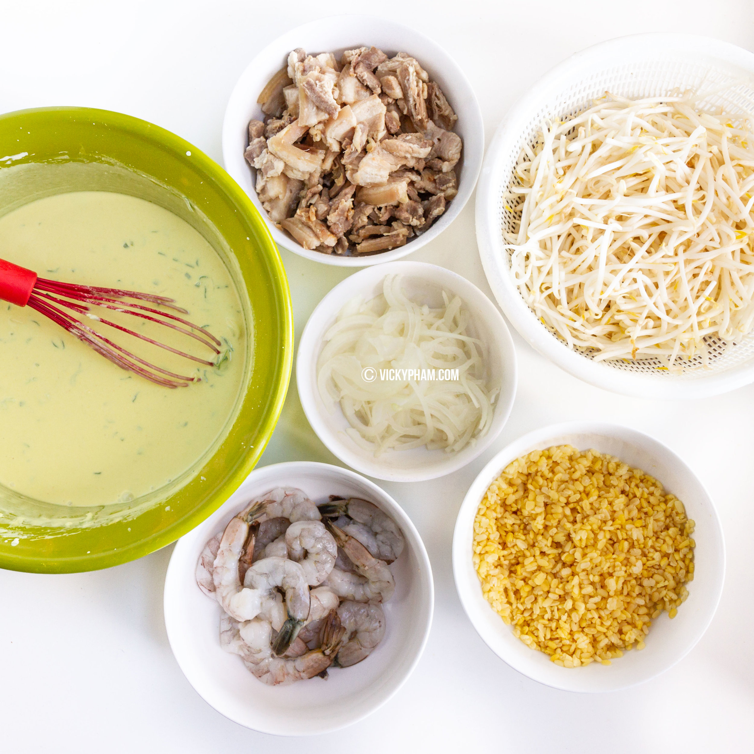 Vietnamese Sizzling Crepe / Pancake (Banh Xeo) — Vicky Pham