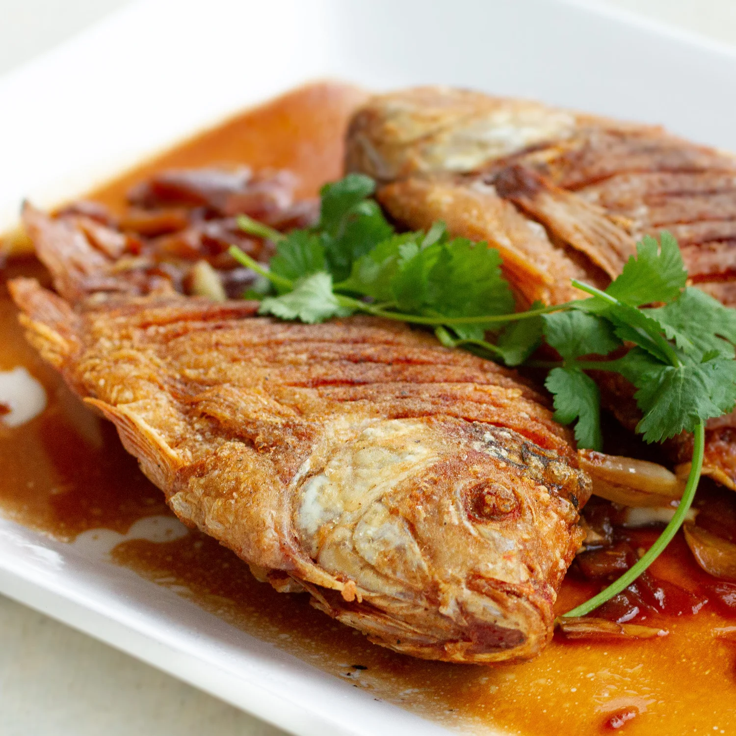 Vietnamese Fried Fish with Soy Sauce (Cá Chiên Xì Dầu) — Vicky Pham