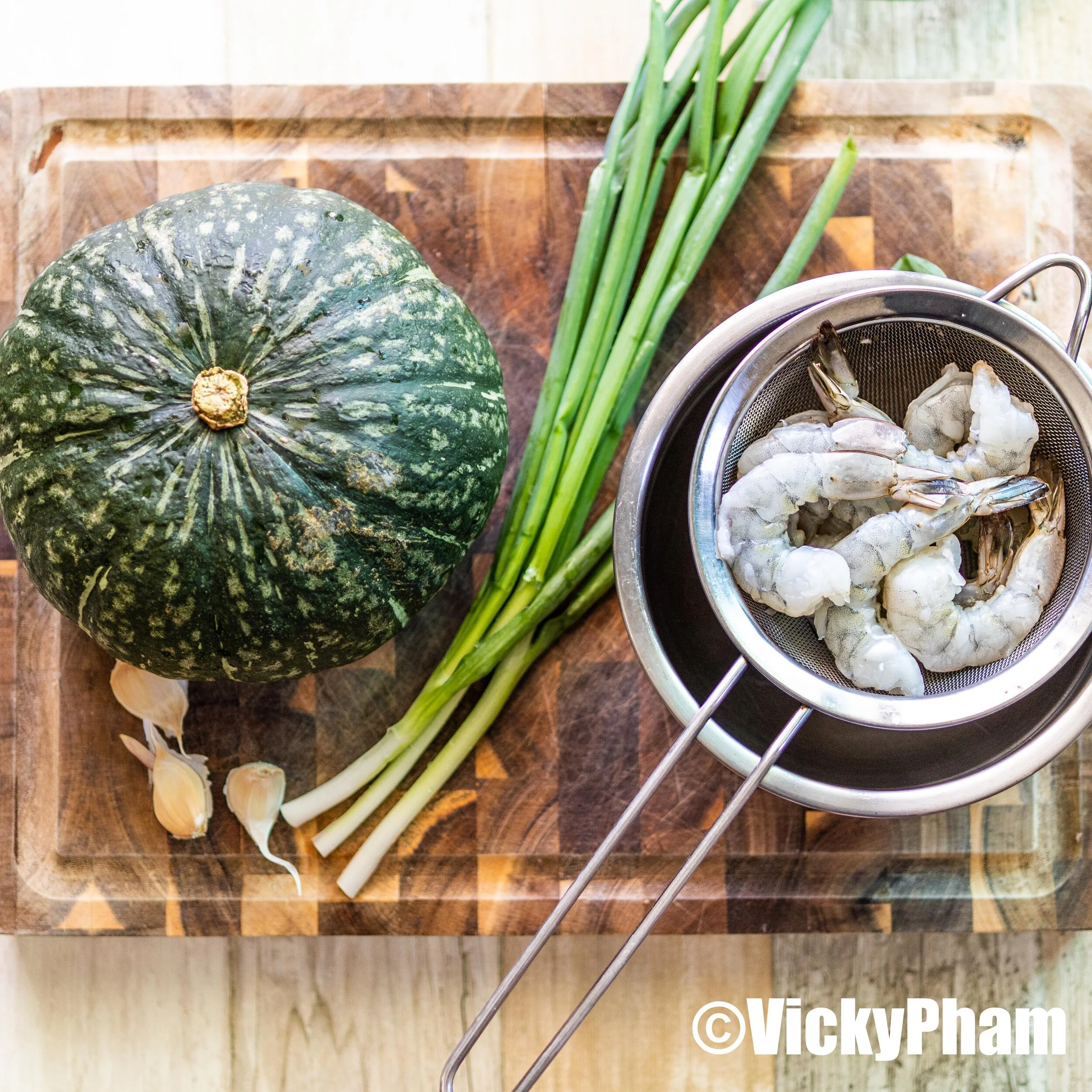 Vietnamese Kabocha Pumpkin Soup with Minced Shrimp (Canh Bi Do Nau Tom ...