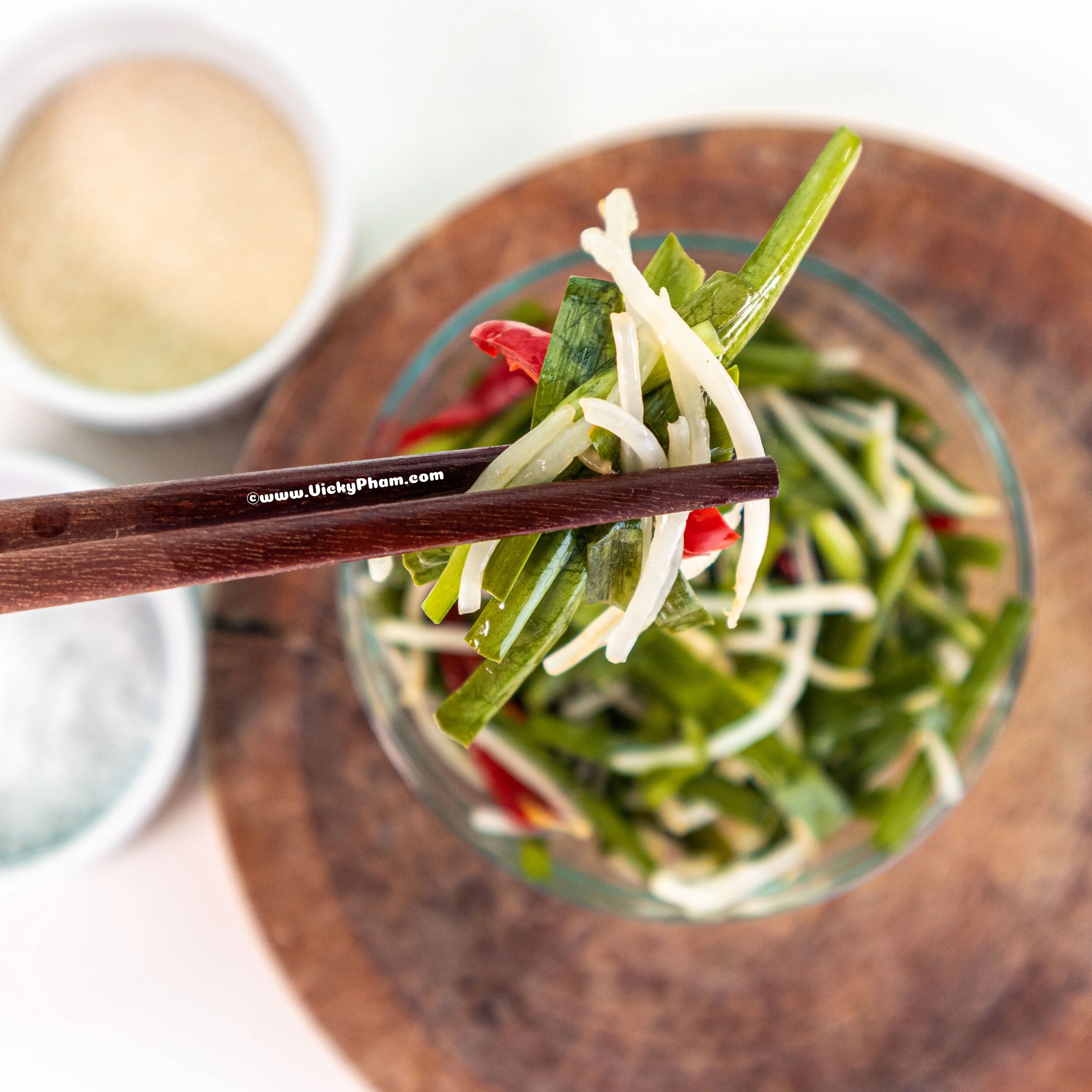 Vietnamese Pickled Bean Sprouts with Garlic Chives (Dưa Giá) — Vicky Pham