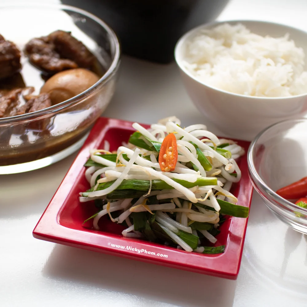 Vietnamese Pickled Bean Sprouts with Garlic Chives (Dưa Giá) — Vicky Pham