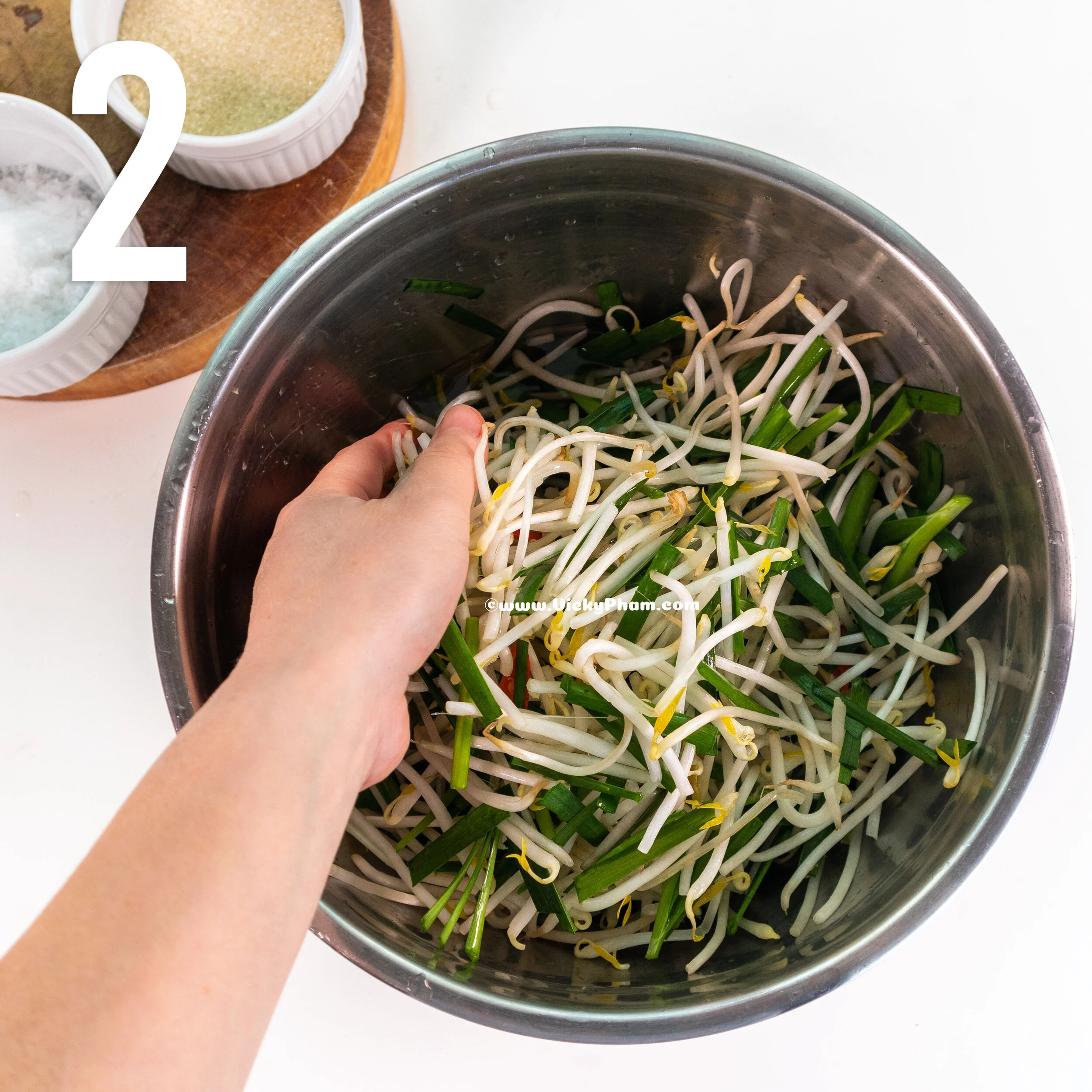 Vietnamese Pickled Bean Sprouts with Garlic Chives (Dưa Giá) — Vicky Pham