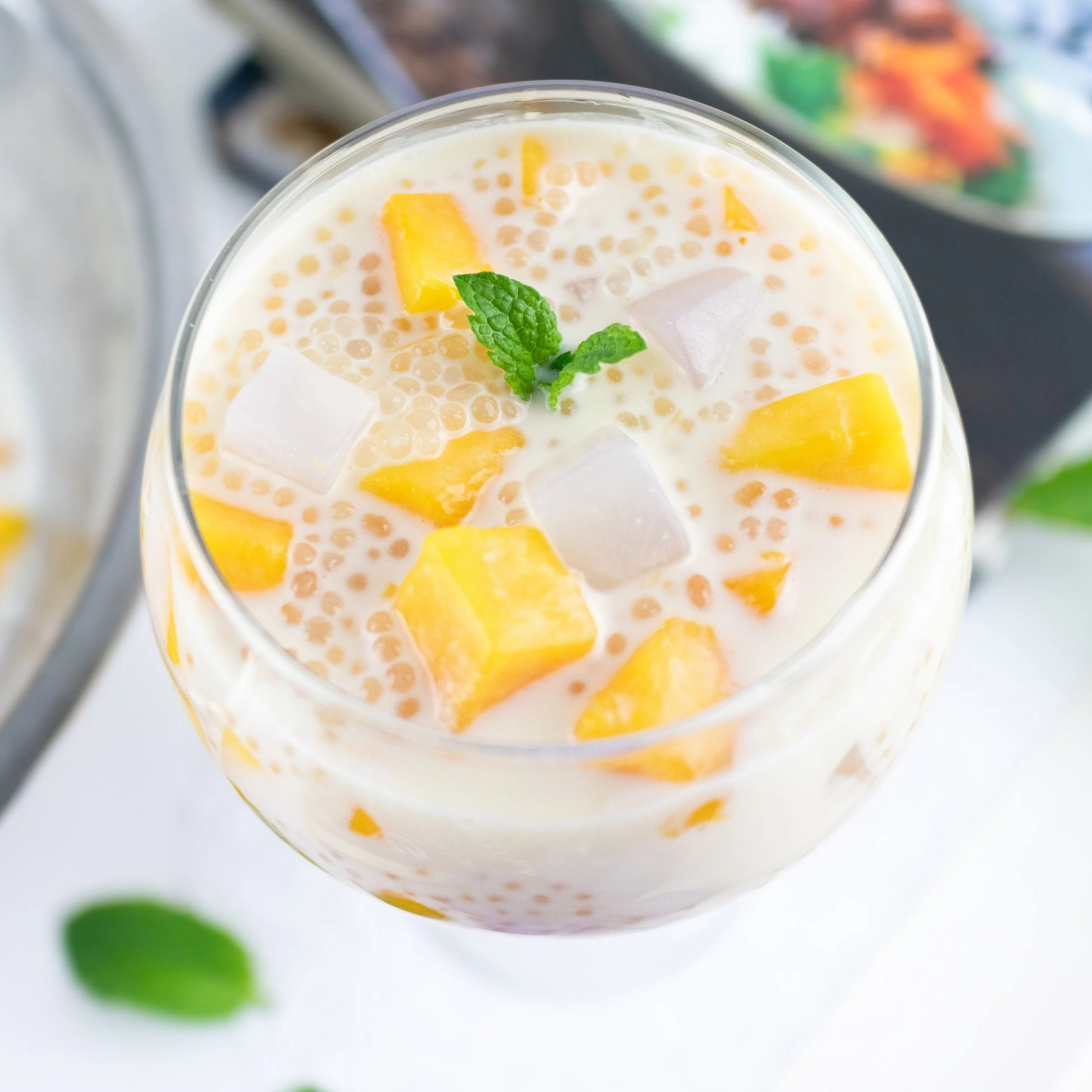Sweetened Coconut Milk Sauce for Asian Desserts (Nuoc Cot Dua An Che ...